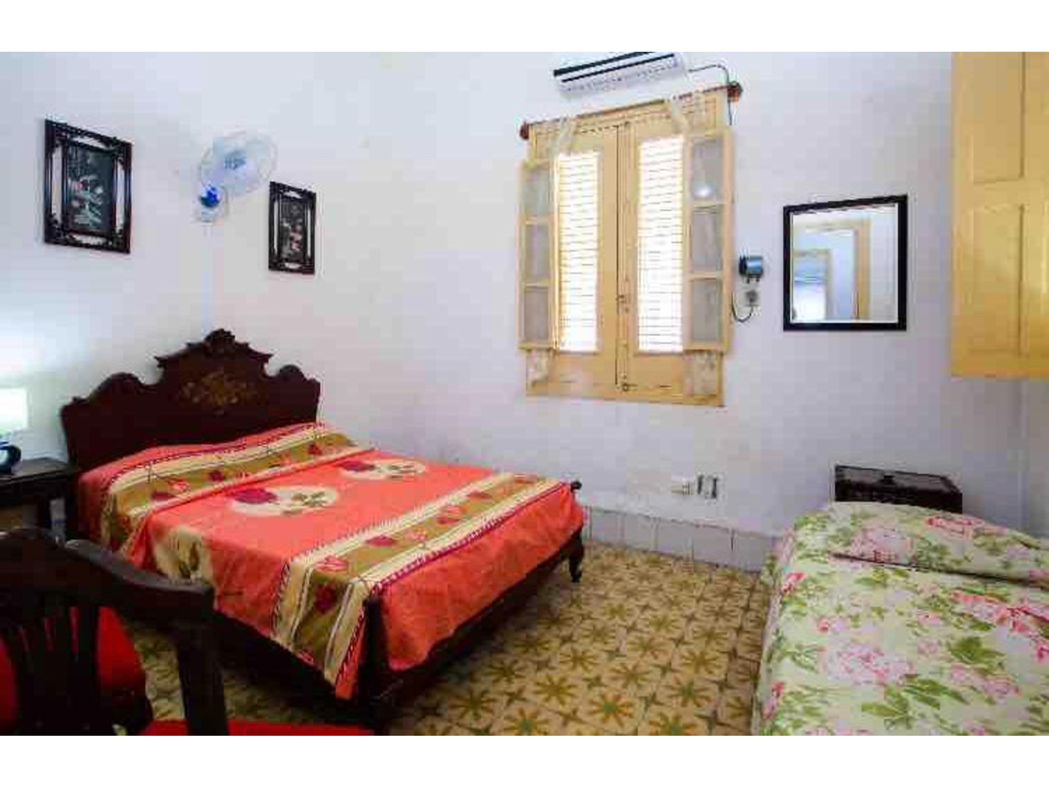 “ Rentroom Vicente From Year 1940" - Florida