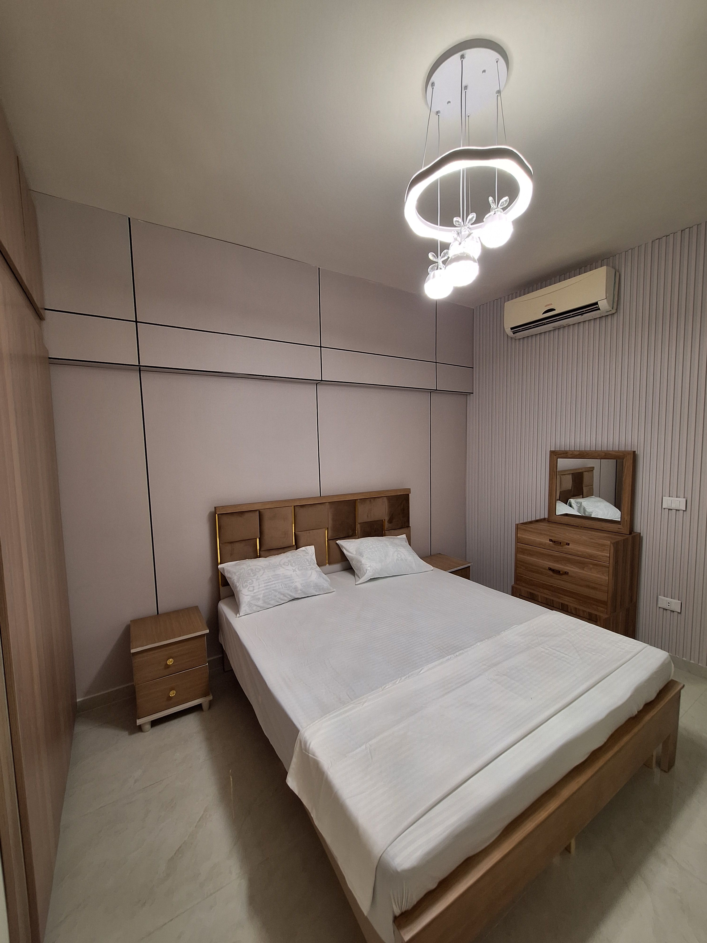 Charming 2-bedroom Apartment In Hamra, Beirut - Beirut