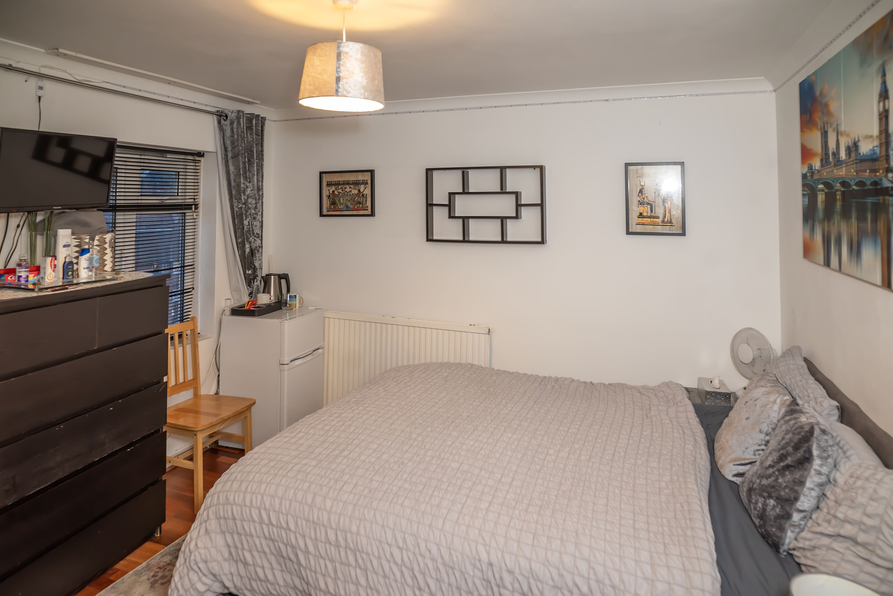 King Size - Ensuite Room - London