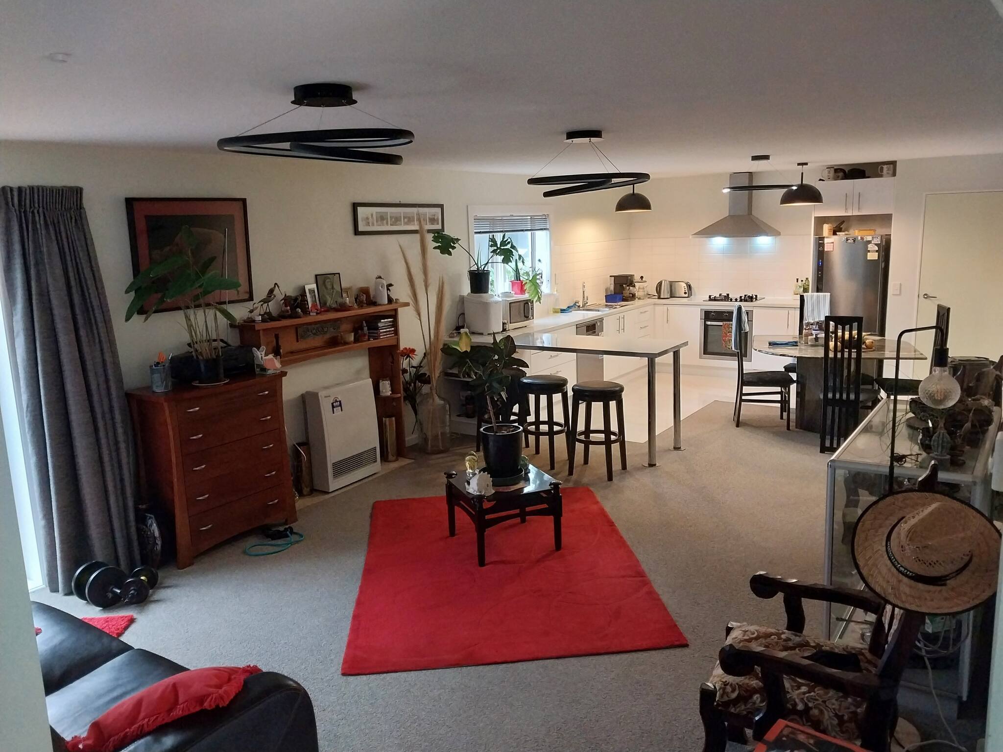 Charming Room In Wellington's Coastal Heart - New Zealand