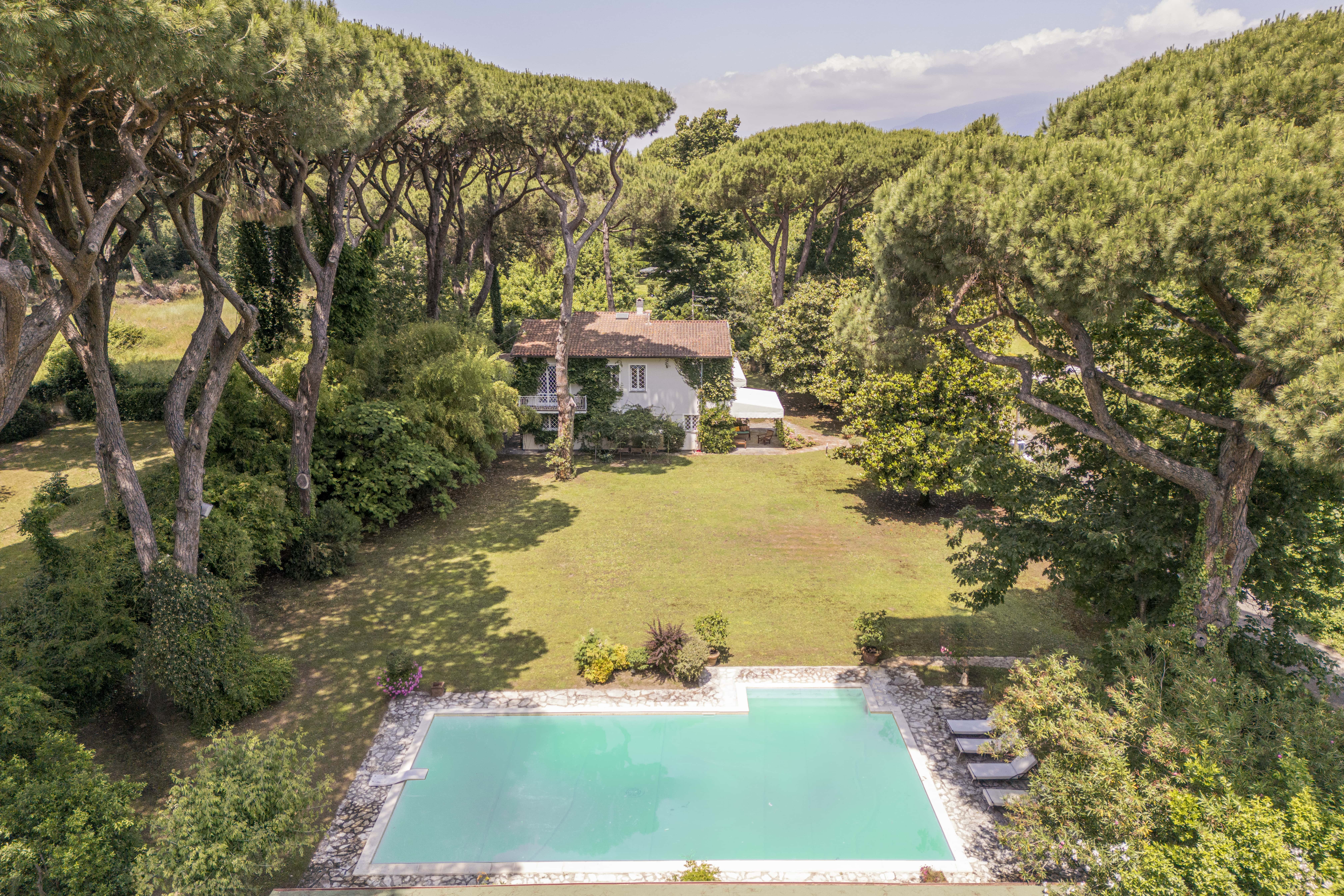Luxury Villa With Swimming Pool At 700 Meters From The Sea - Pietrasanta