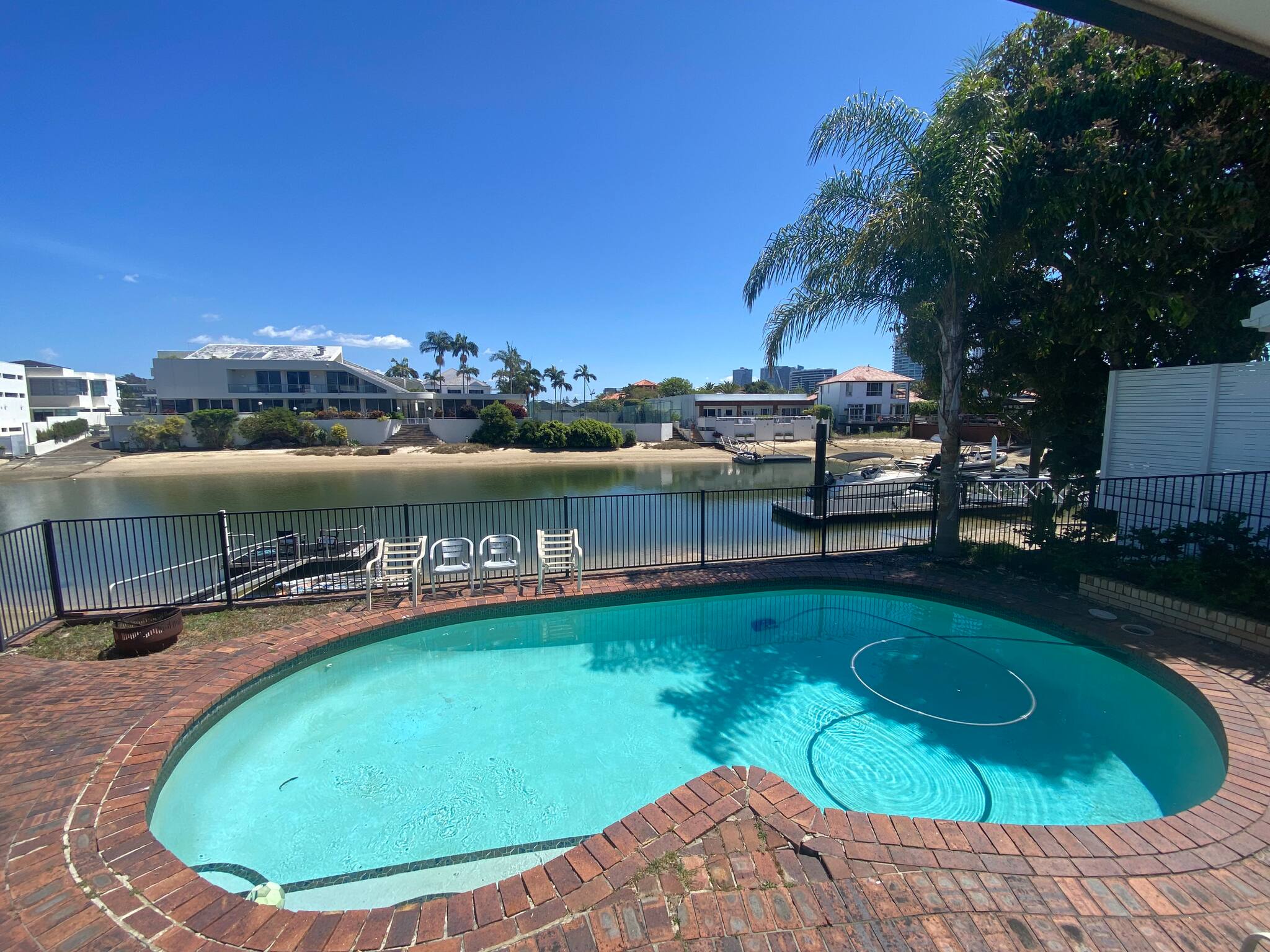 Exclusive Master Bedroom Room With Broadwater Views - Surfers Paradise