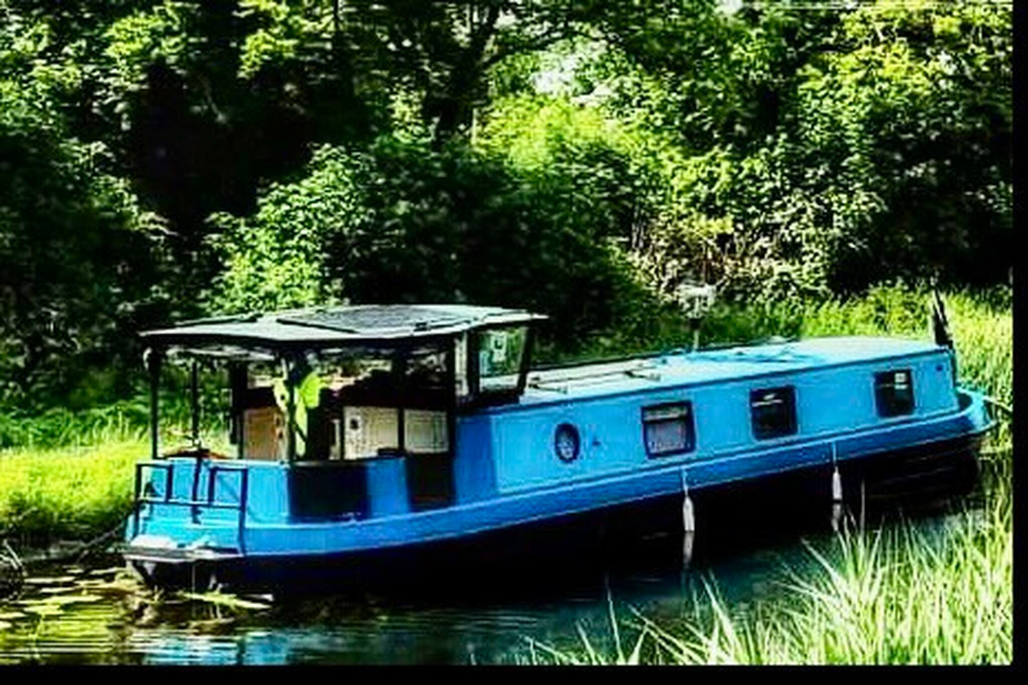 5 Star Stunning Houseboat, No Experience Required! Enjoy The Most Romantic Trip! - Ireland