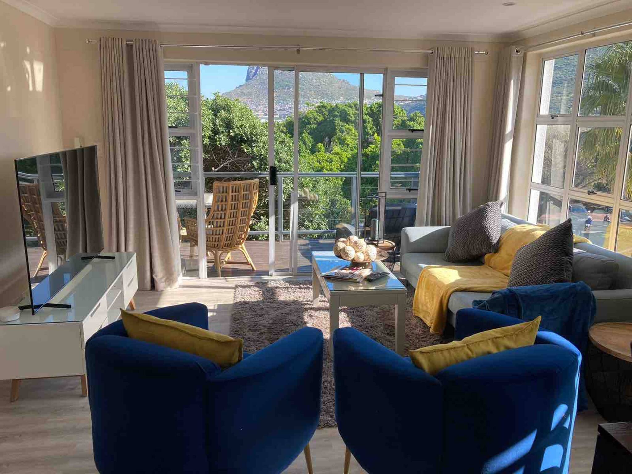 Oceanfront Apartment In Cape Town With Stunning Views - Kaapstad