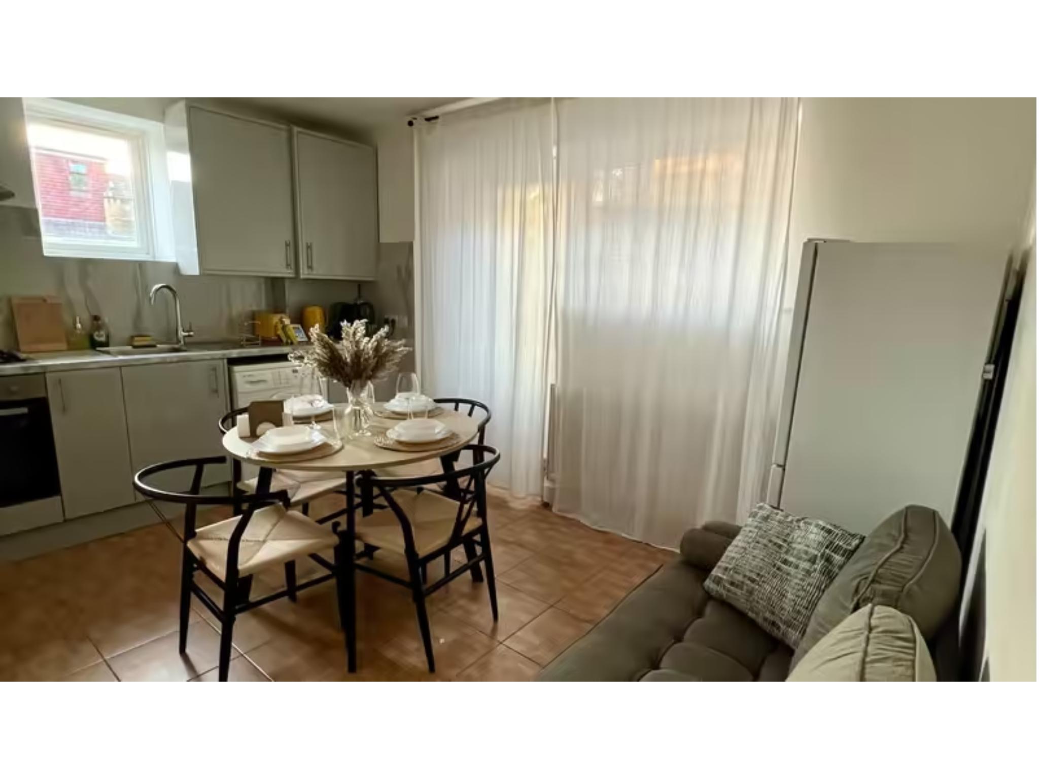 Cozy Getaway In Londoneasy Access To Heathrow - Barnes