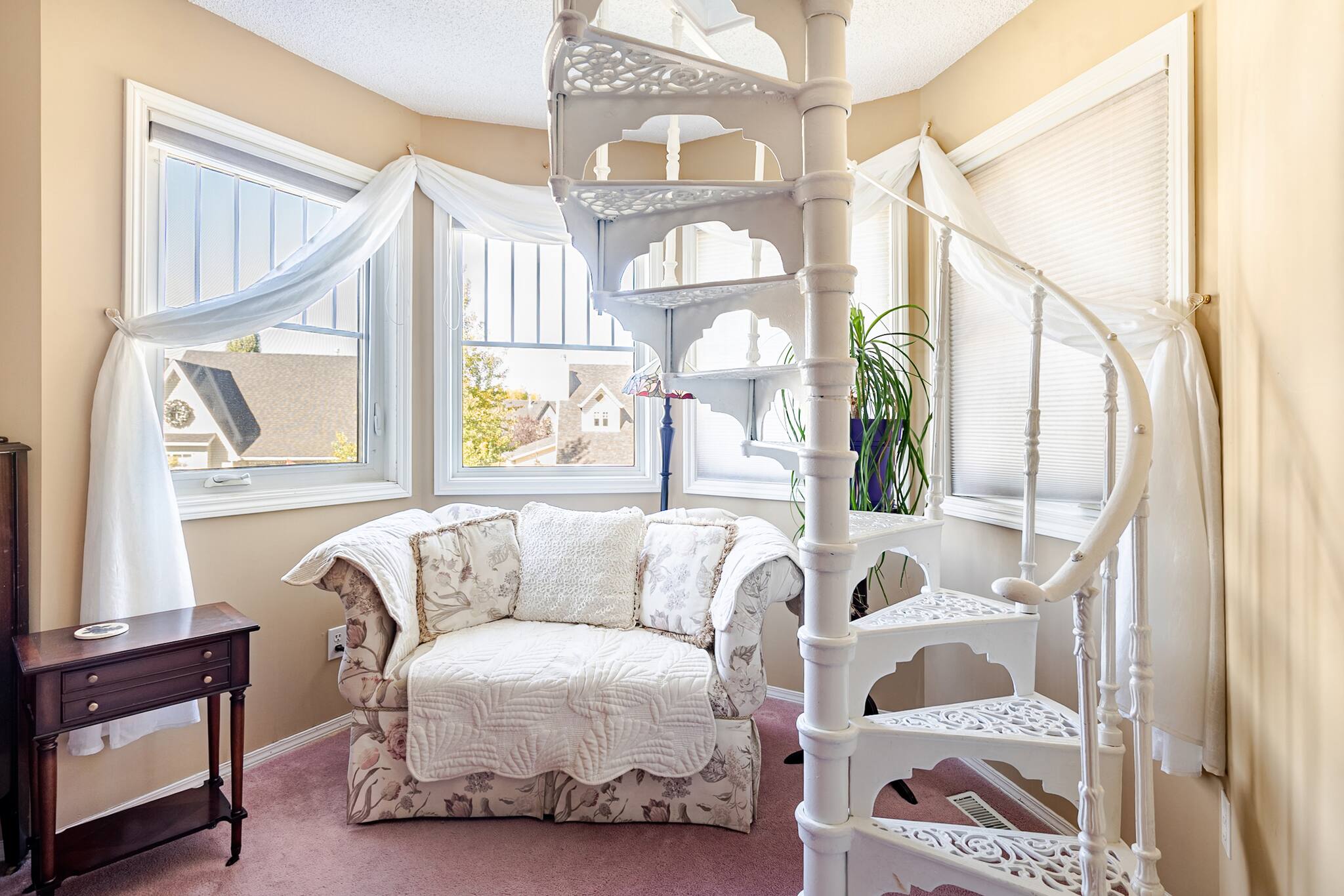 Harmony House Short Term Rental - Okotoks