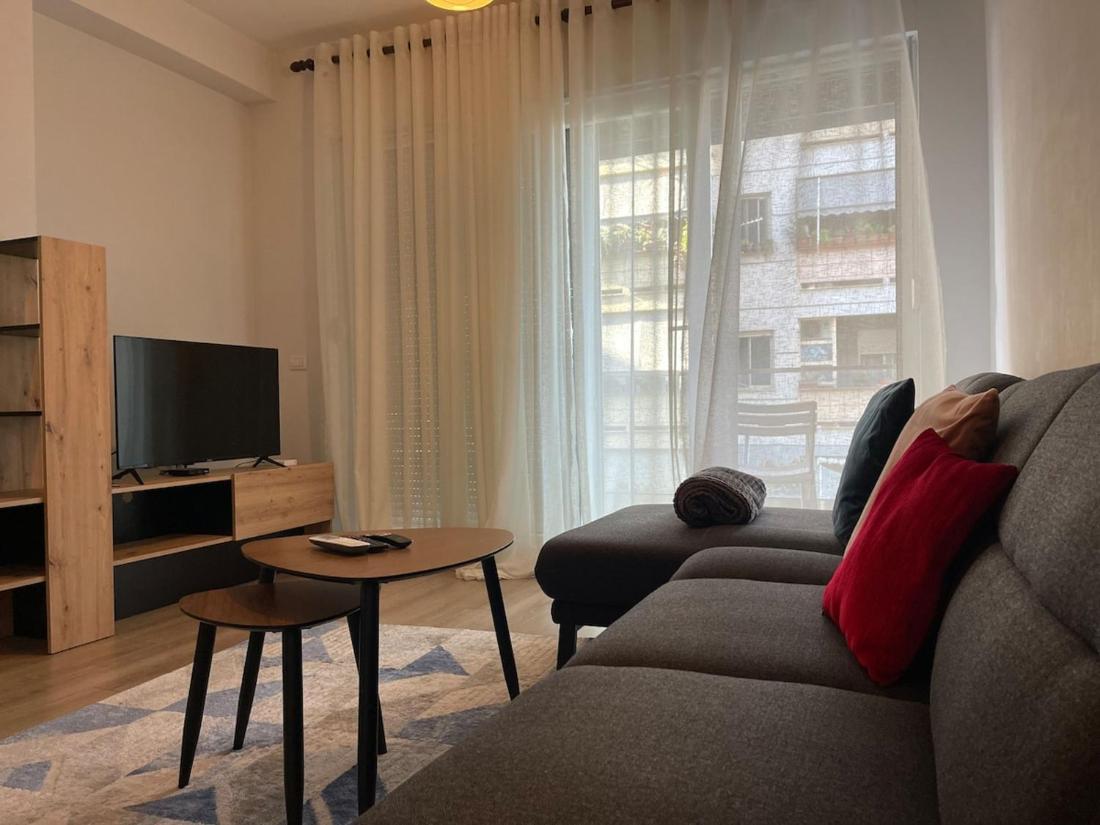 Bonbon 1 - Quiet Central 1 Bedroom - Tiran