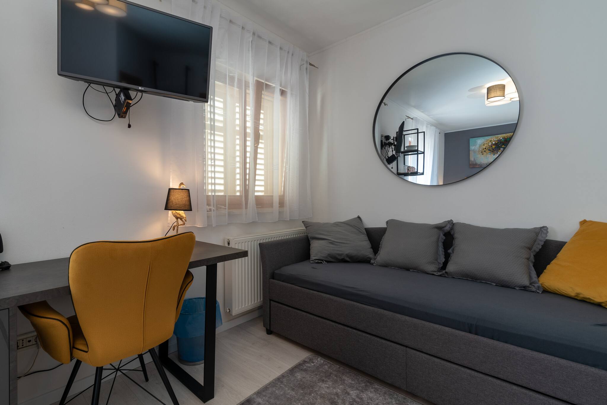 Stilvolles Dreibettzimmer Mit Balkon - Trogir