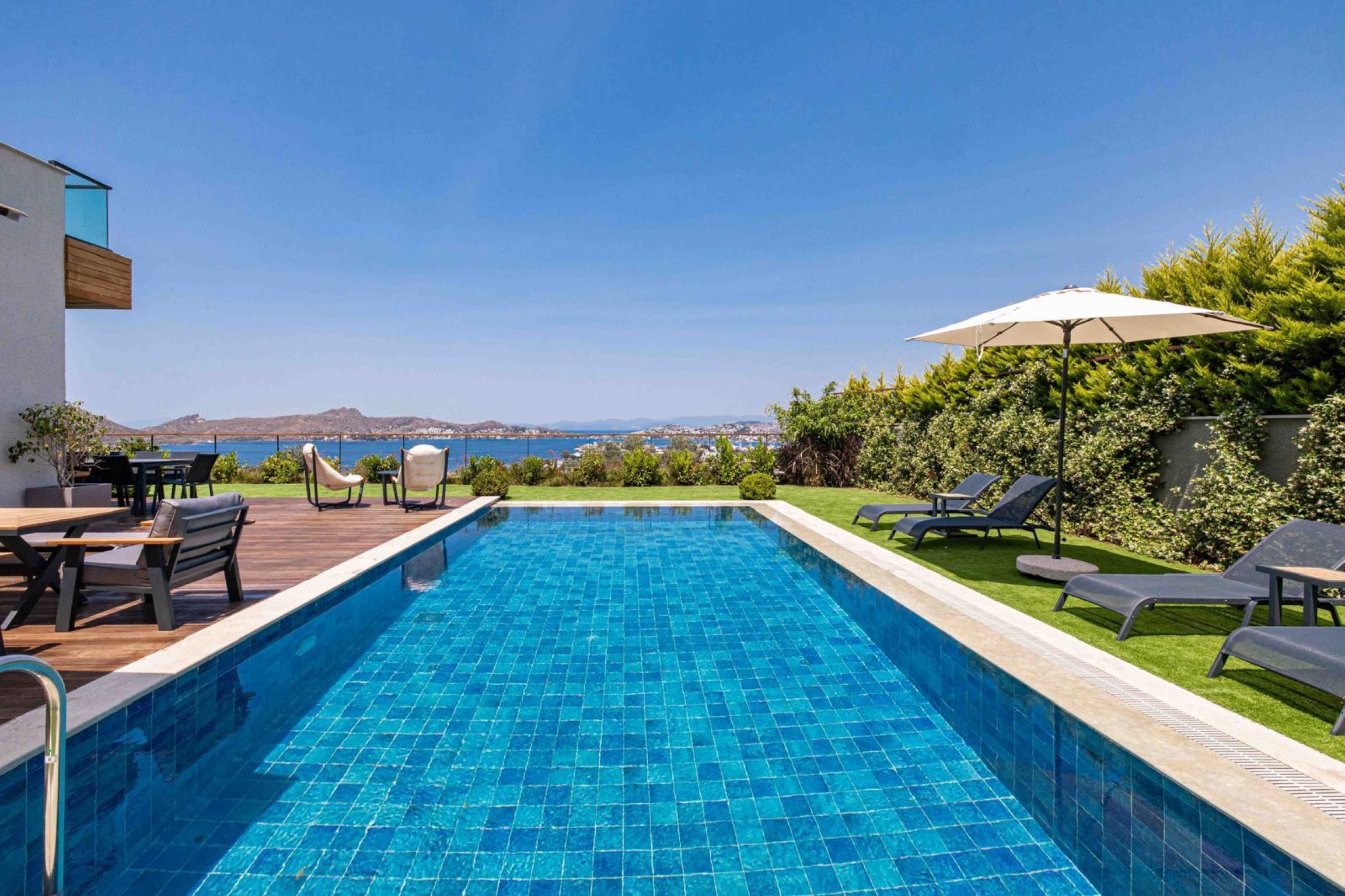 Stunning 5-bedroom Villa With Panoramic View Of Yalikavak Marina - Yalıkavak
