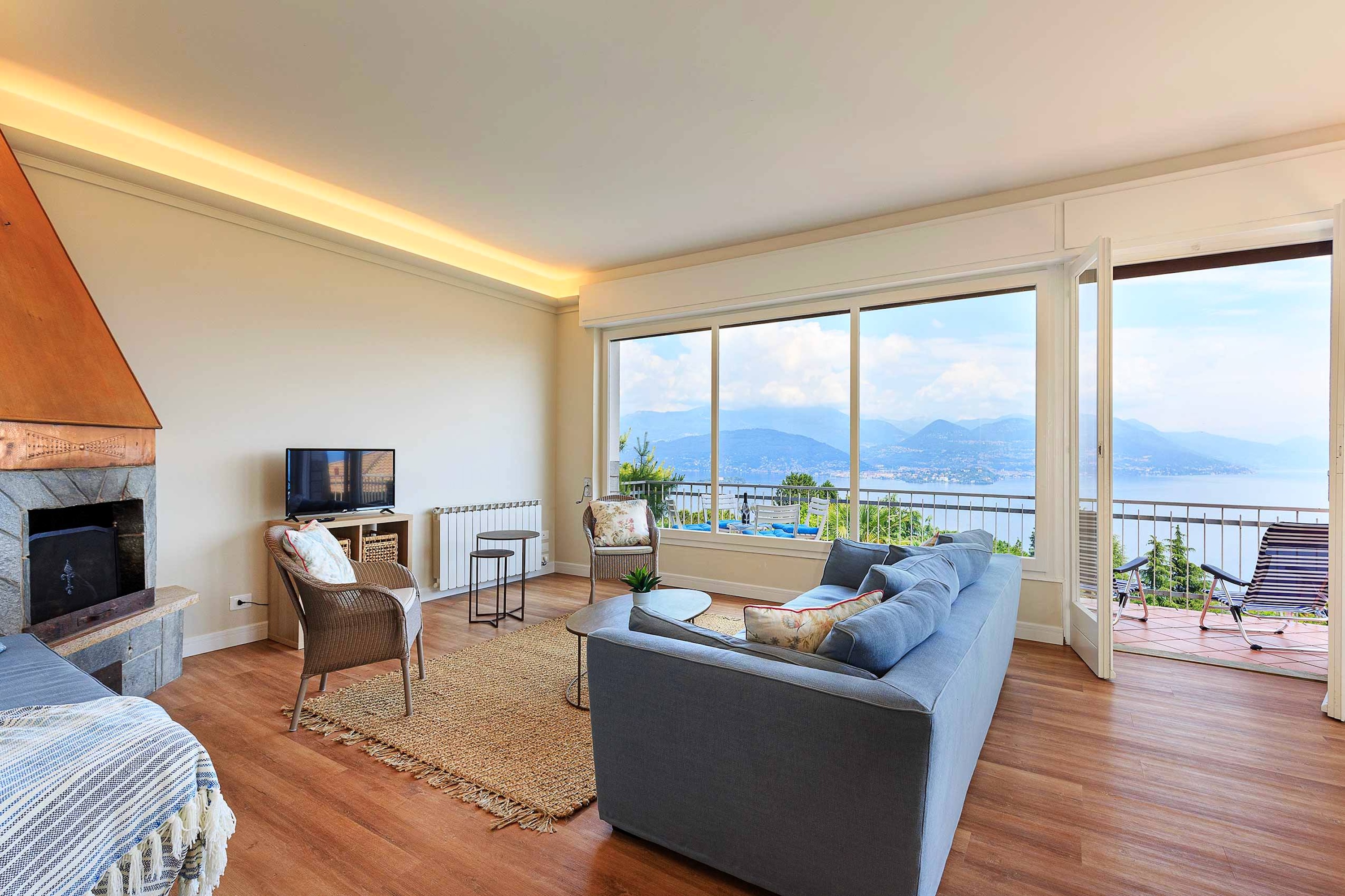 Charmantes Haus Mit Atemberaubendem Seeblick - Stresa