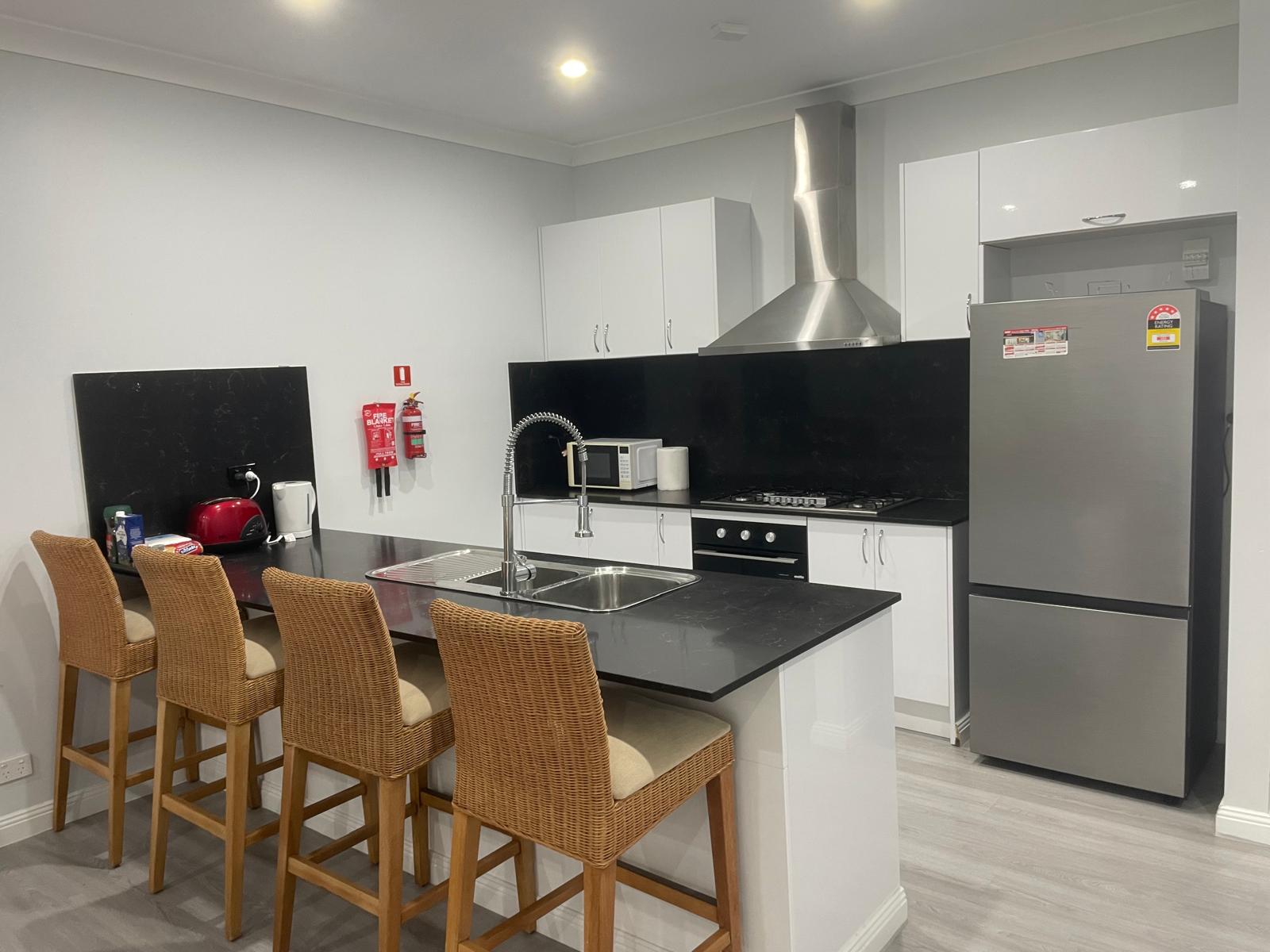 Quiet Spacious Family House - Sydney