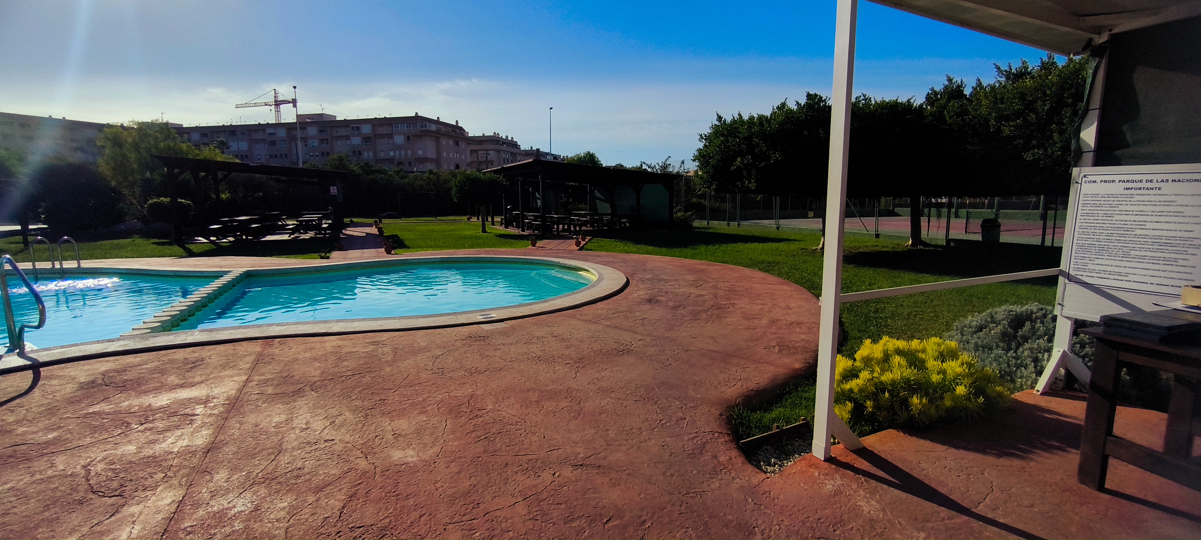 Bungalow Parque Las Naciones Con Piscina Comunitaria - Torrevieja