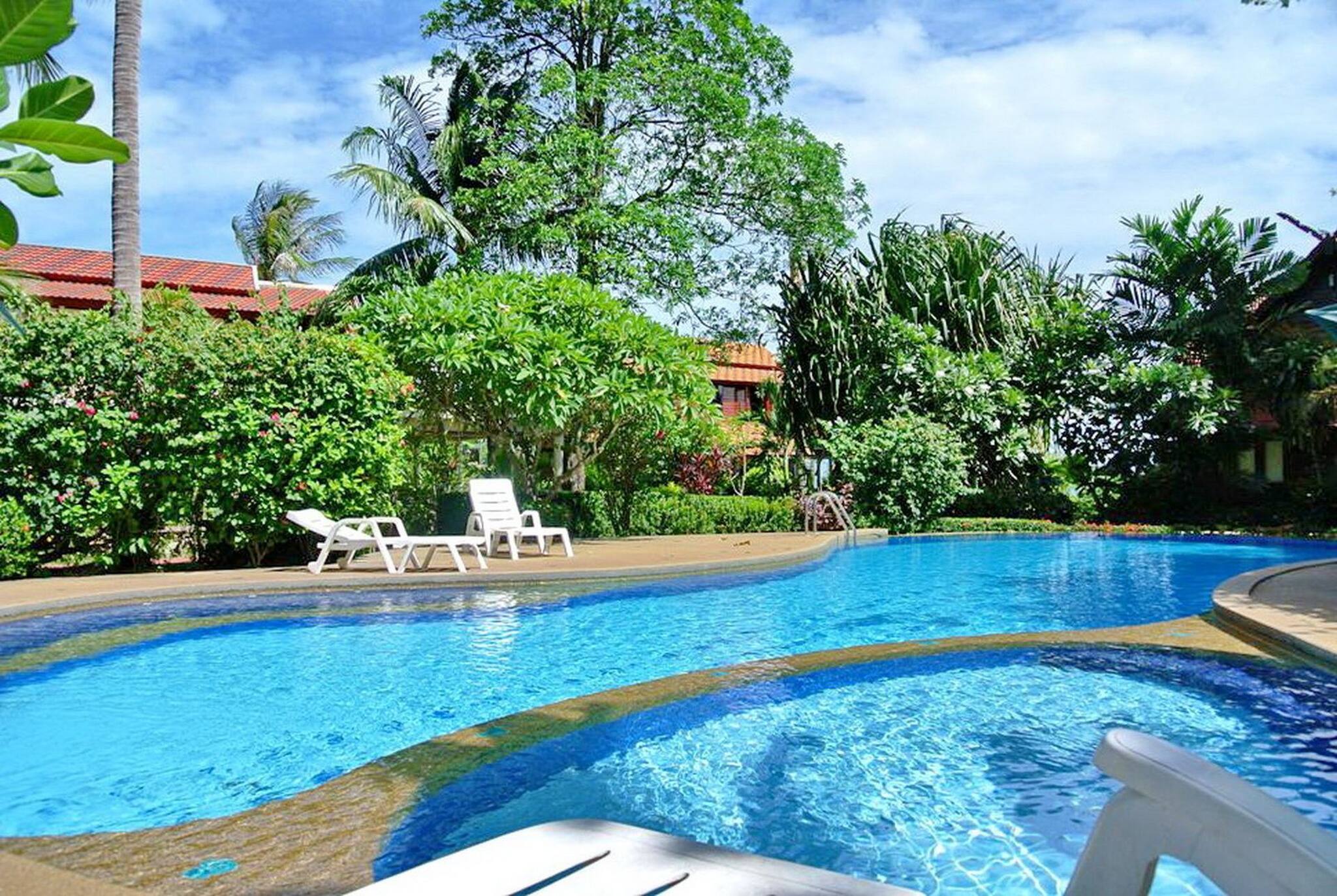 Luxueuse Villa De Style Thaïlandais Avec Piscine à Seulement 20 Mètres De L'accès à La Plage - Koh Samui
