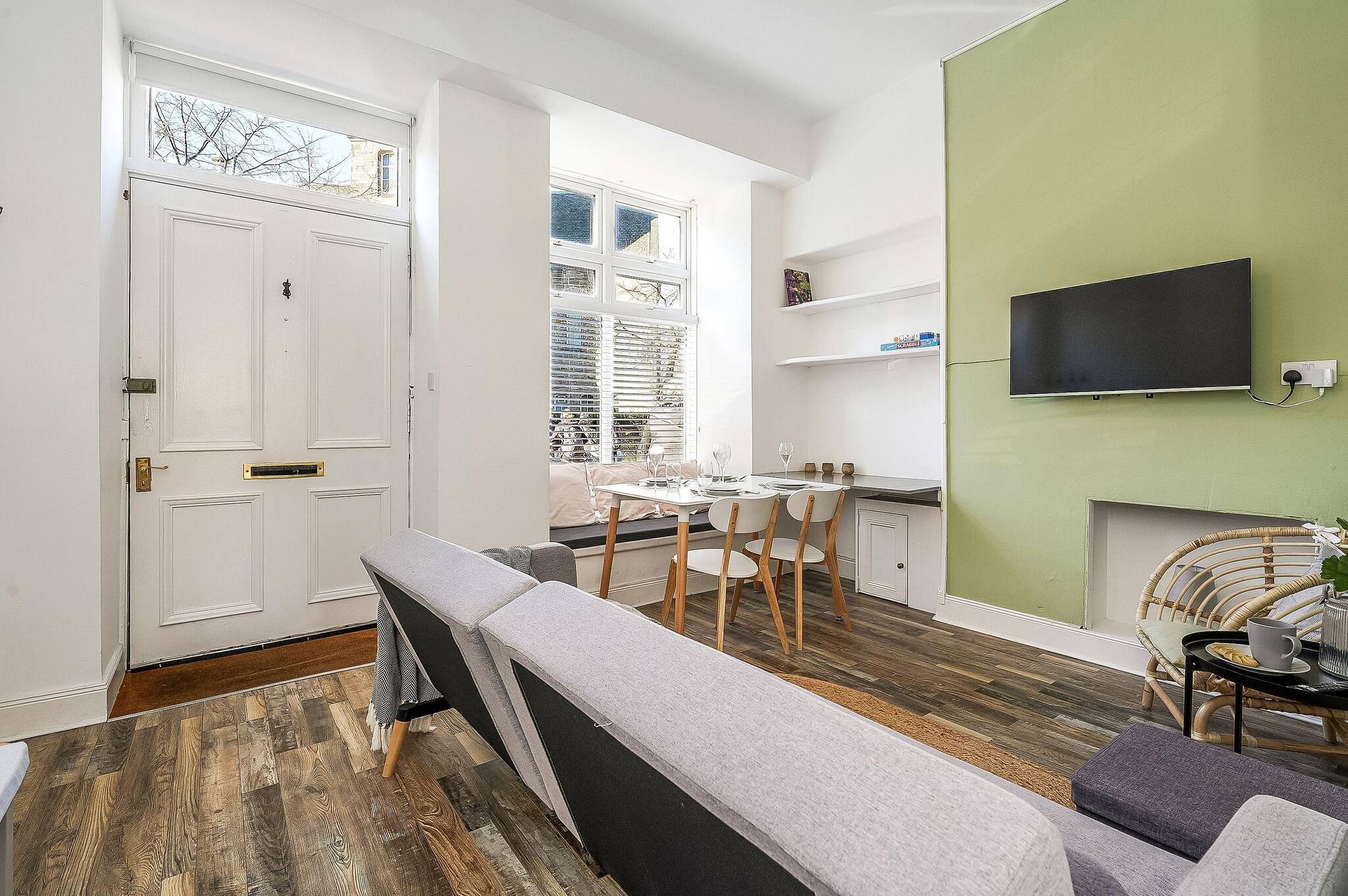 Modern - 2br Flat Near Easter Road Stadium - Edinburgh, UK