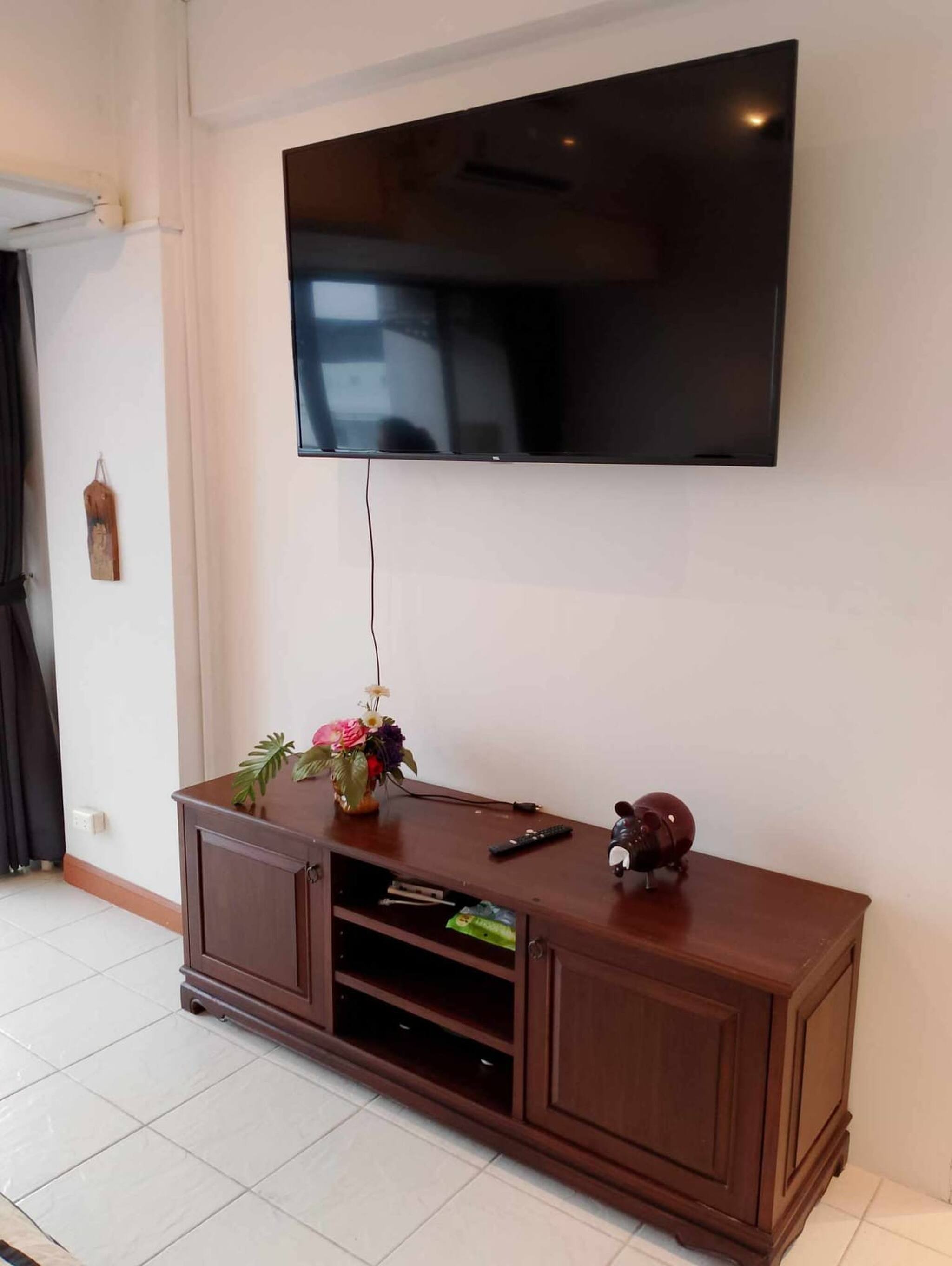 Sombat Condo Seaview 1 Bedroom - Pattaya