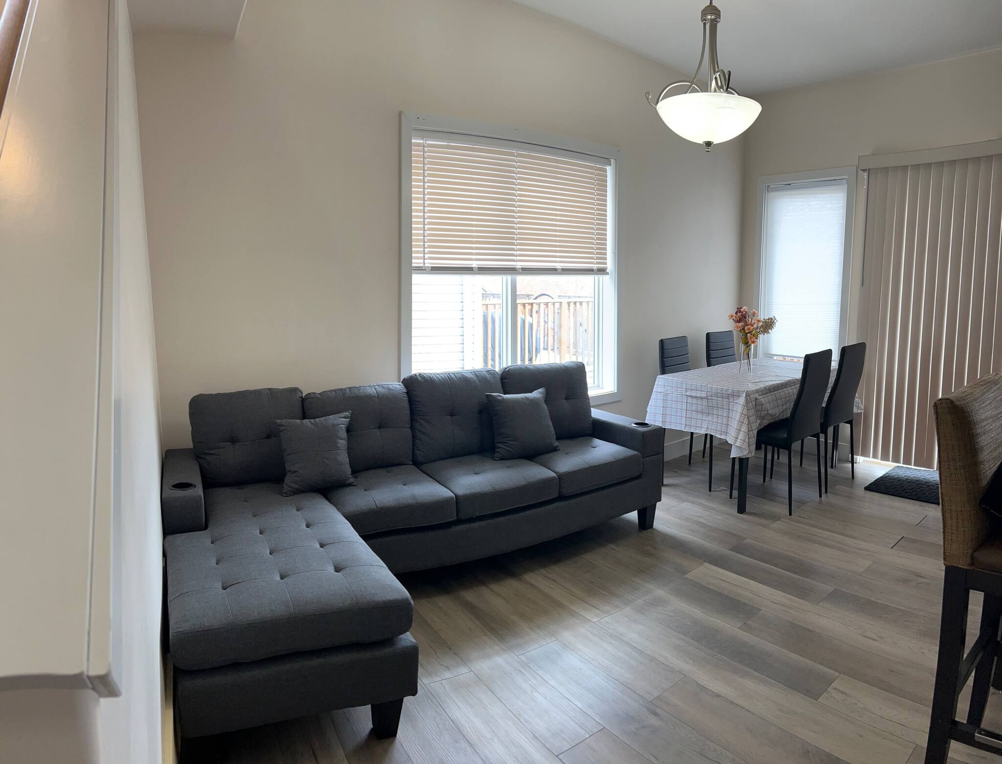 Luxurious Family Friendly Home - Edmonton