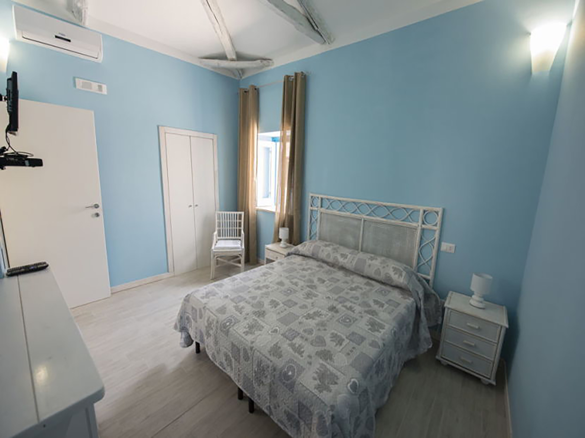 Double Room With Aircon, Bathroom In The Center Of Tropea Calabria - Tropea