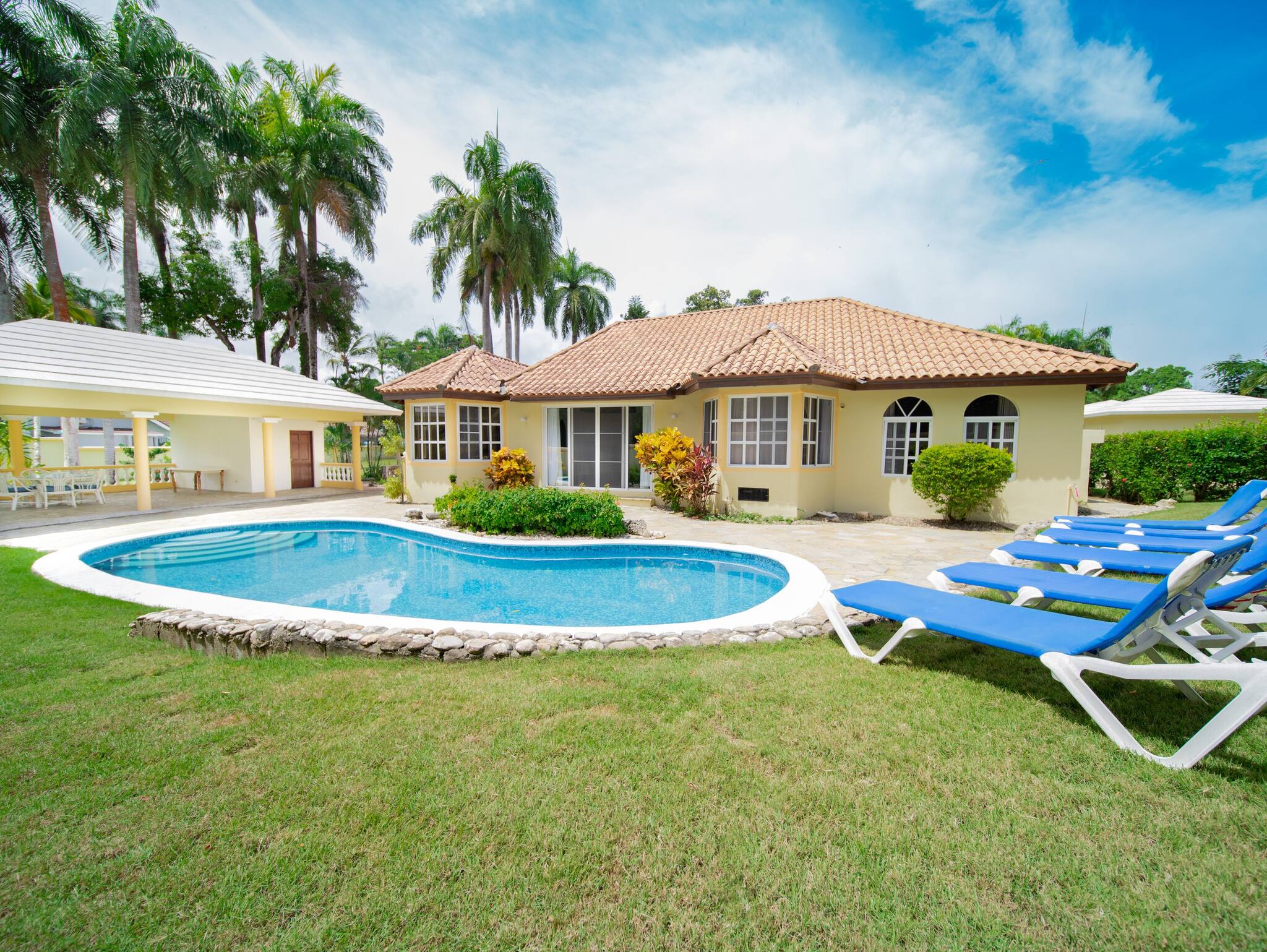 Casati Pearl House, Big House With Private Pool! - Caribbean