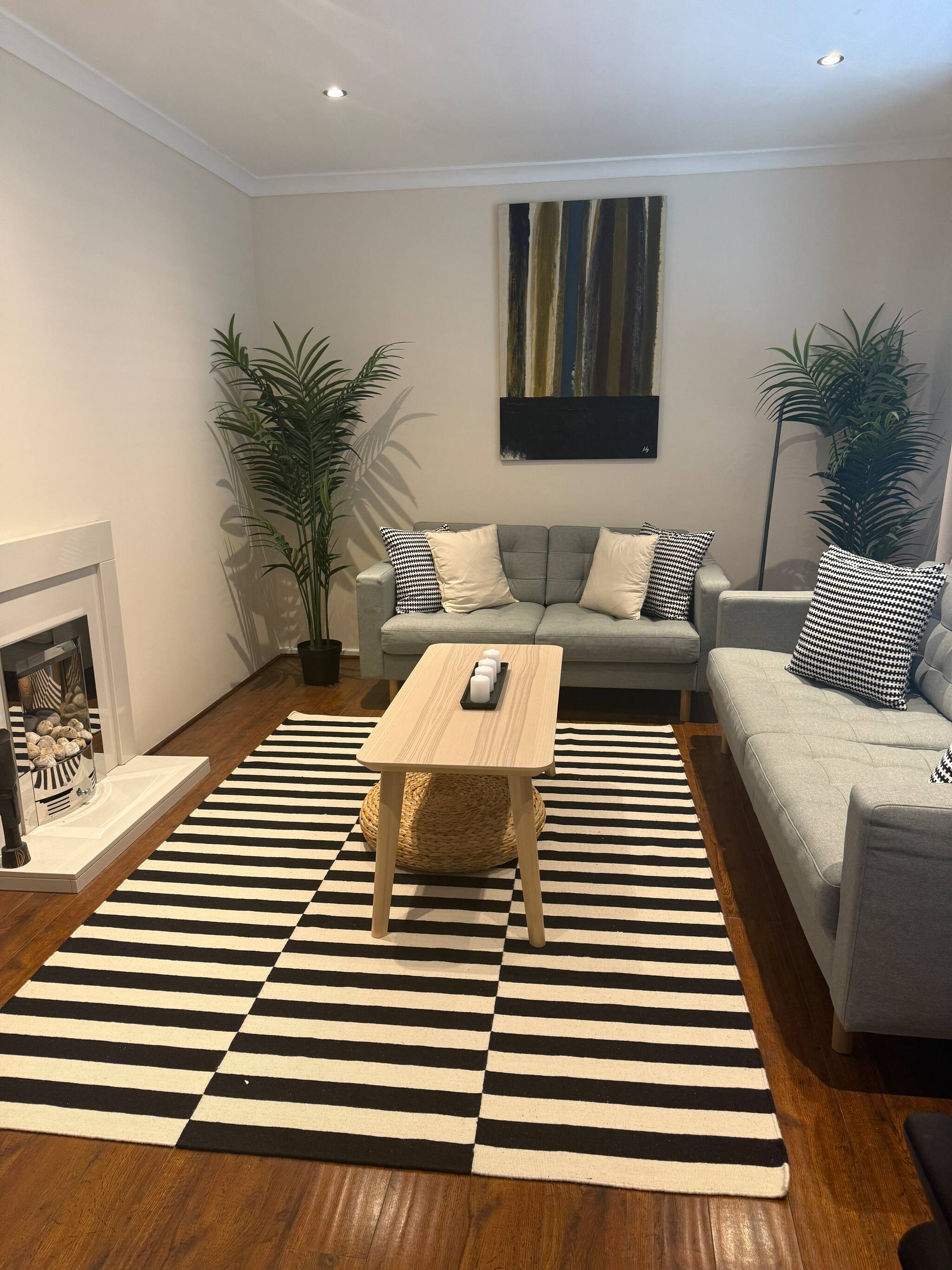 3-bedroom Home With Conservatory – Abbey Wood, London - Essex