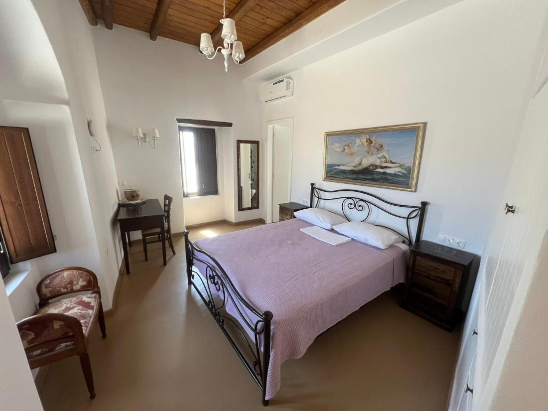 Katharsis Palace 15th Century Art Hotel At Naxos Old Town Ii - Naxos