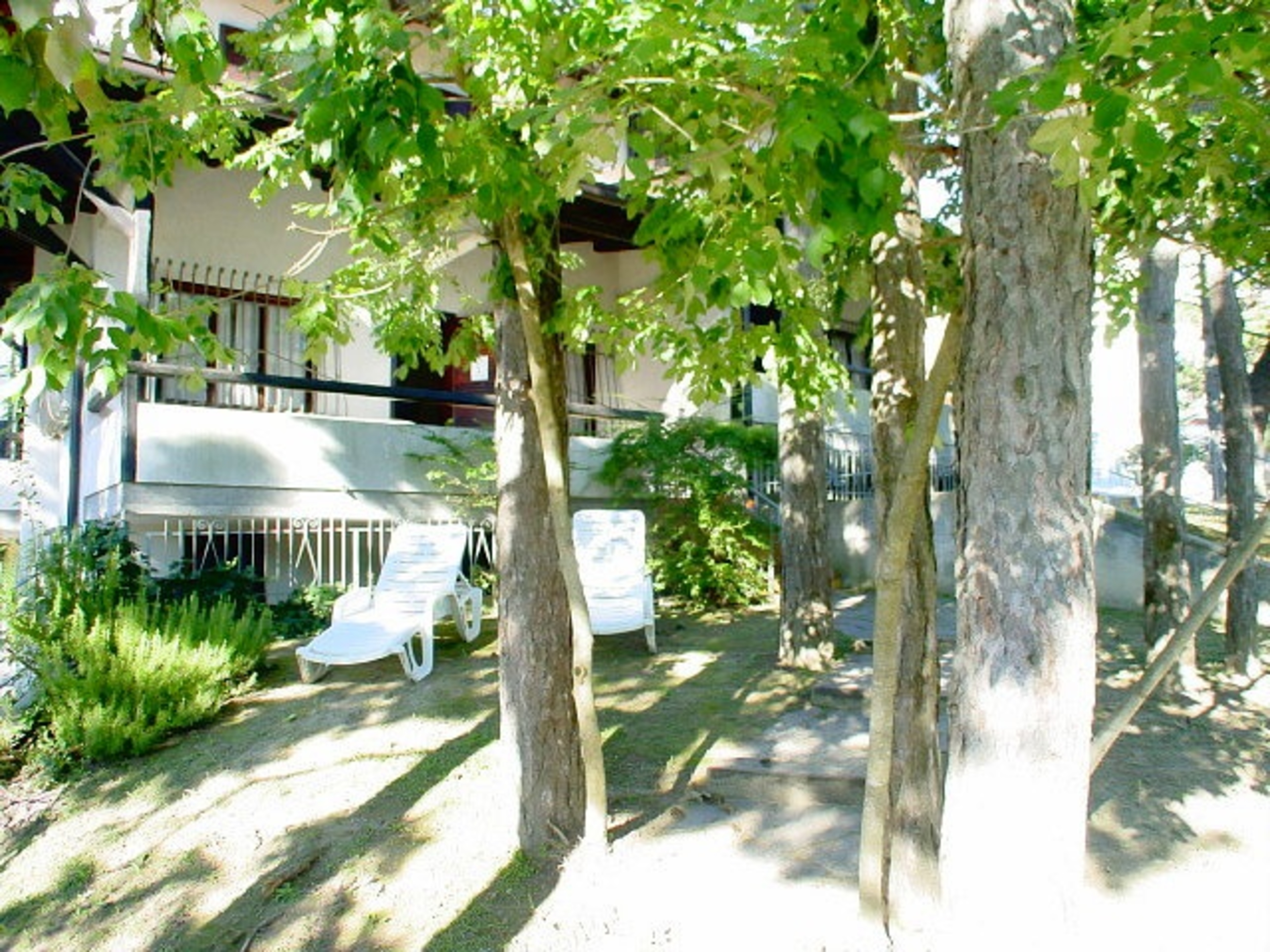 Wide Row House With Private Fenced Garden For 9 Guests In Lignano Pineta - Lignano Pineta