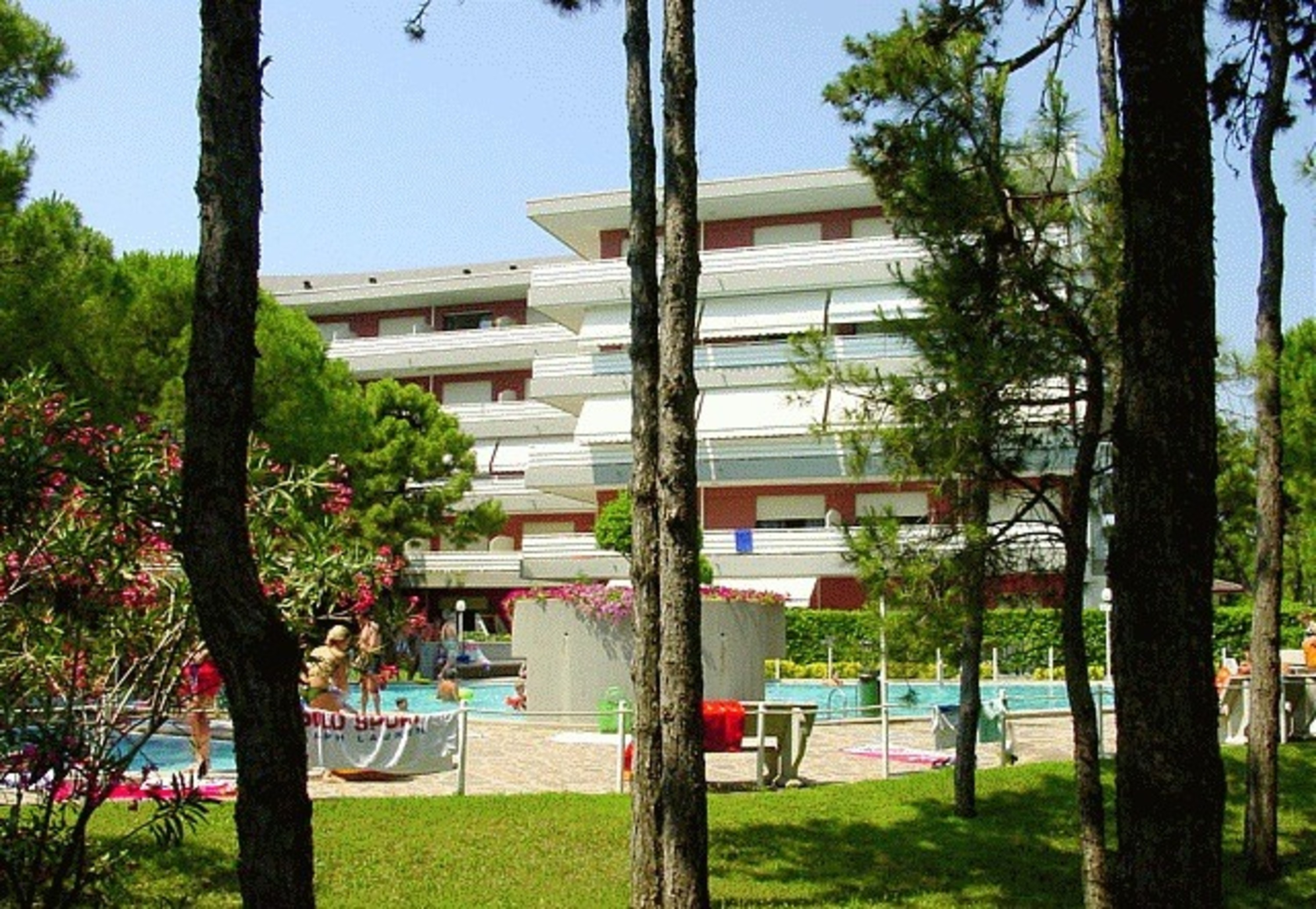 Practical Flat With Communal Garden And Pools In Lignano - Lignano Sabbiadoro