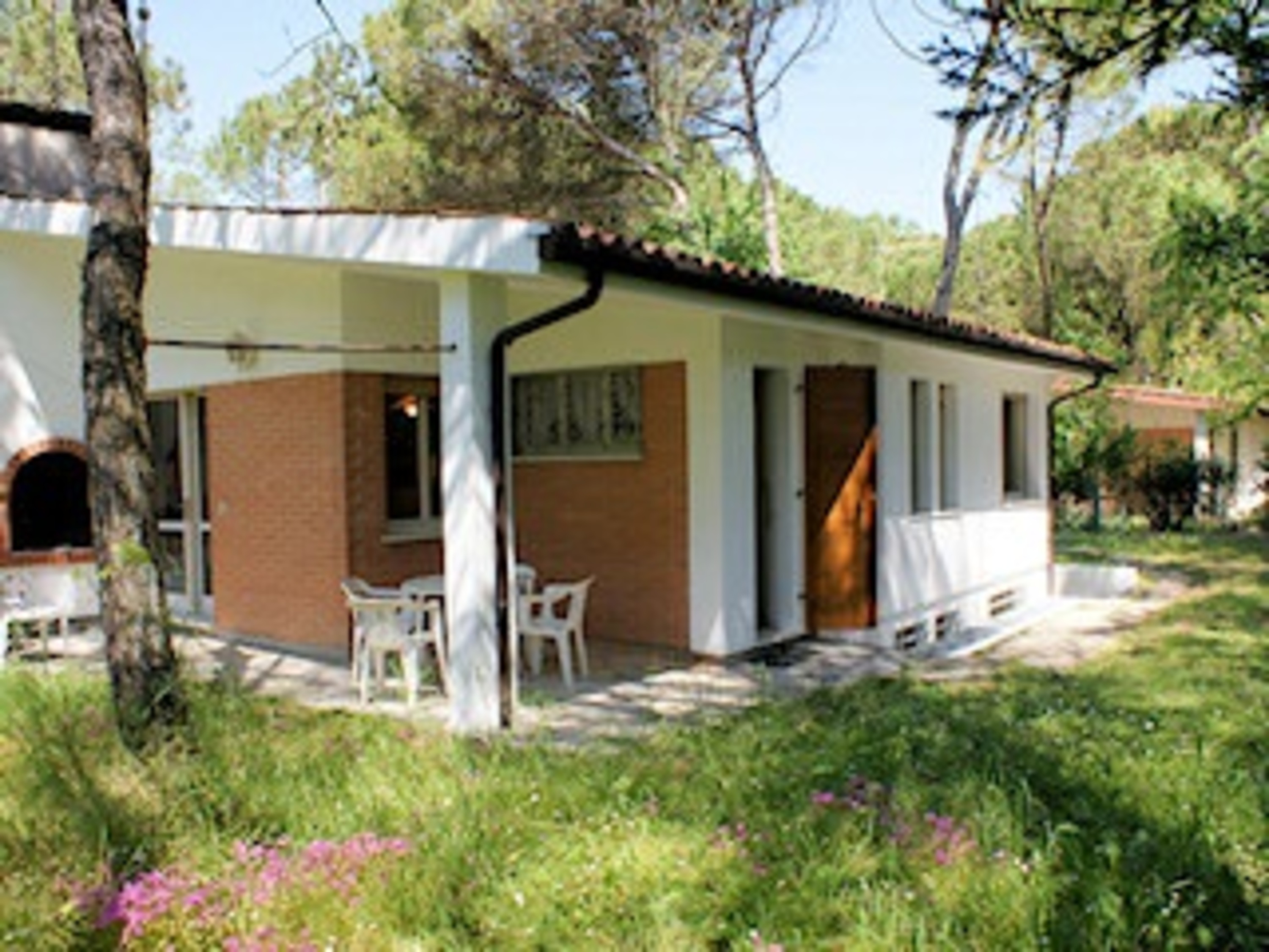 Precioso Dúplex Para 5 Personas En Un Oasis De Vegetación En La Riviera De Lignano. - Lignano Sabbiadoro