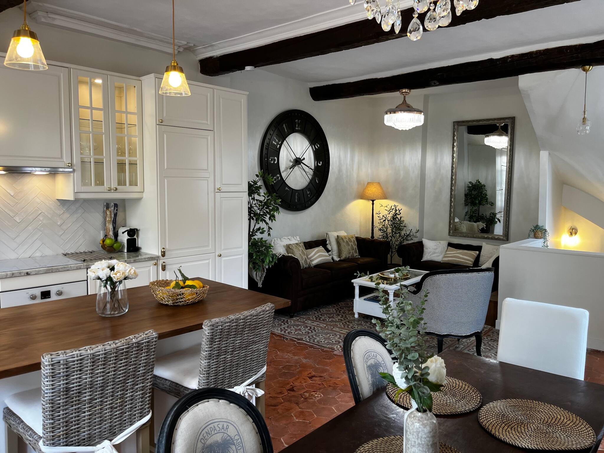 La Maison Fontaine - Light & Airy Home In The Heart Of Pézenas - Pézenas