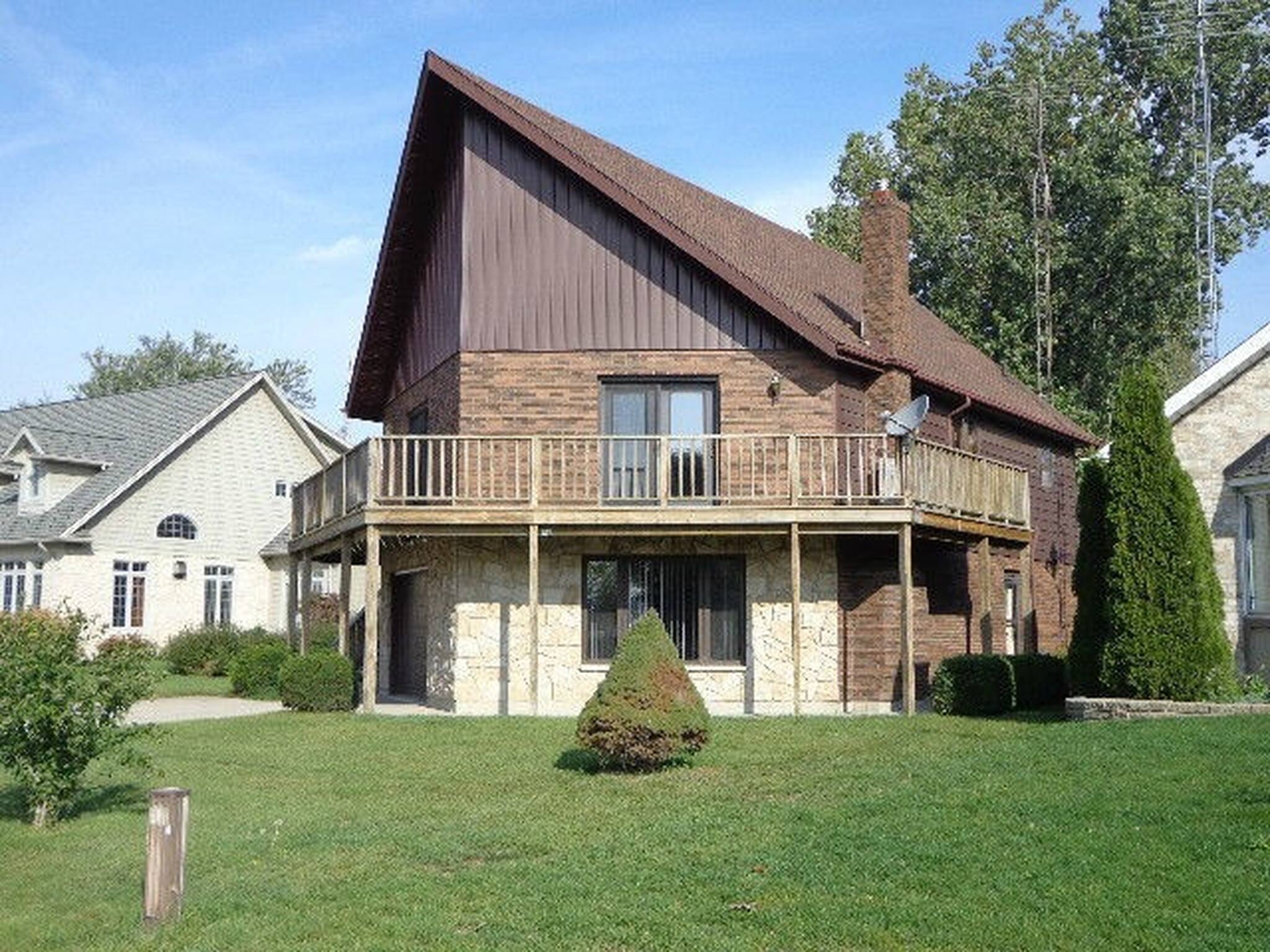 Beautiful Cottage In Erieau For Rent - Chatham-Kent