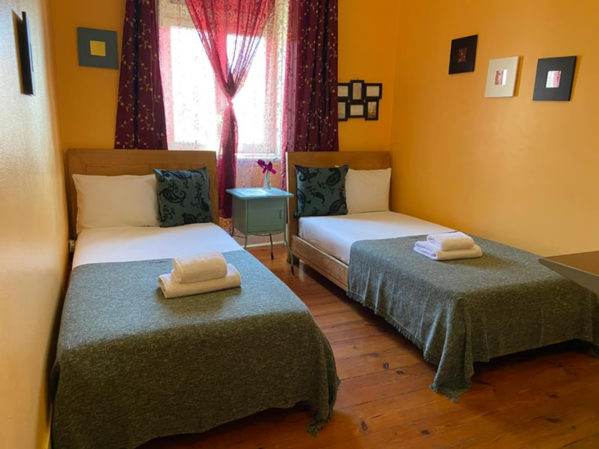 Lisboa Anglesh Guesthouse Located Near The City Centre - Lisbon