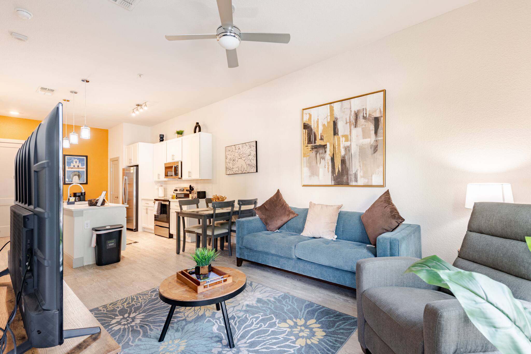 Riverwalk Luxury Haven Pool Free Parking - Alamo Heights, TX