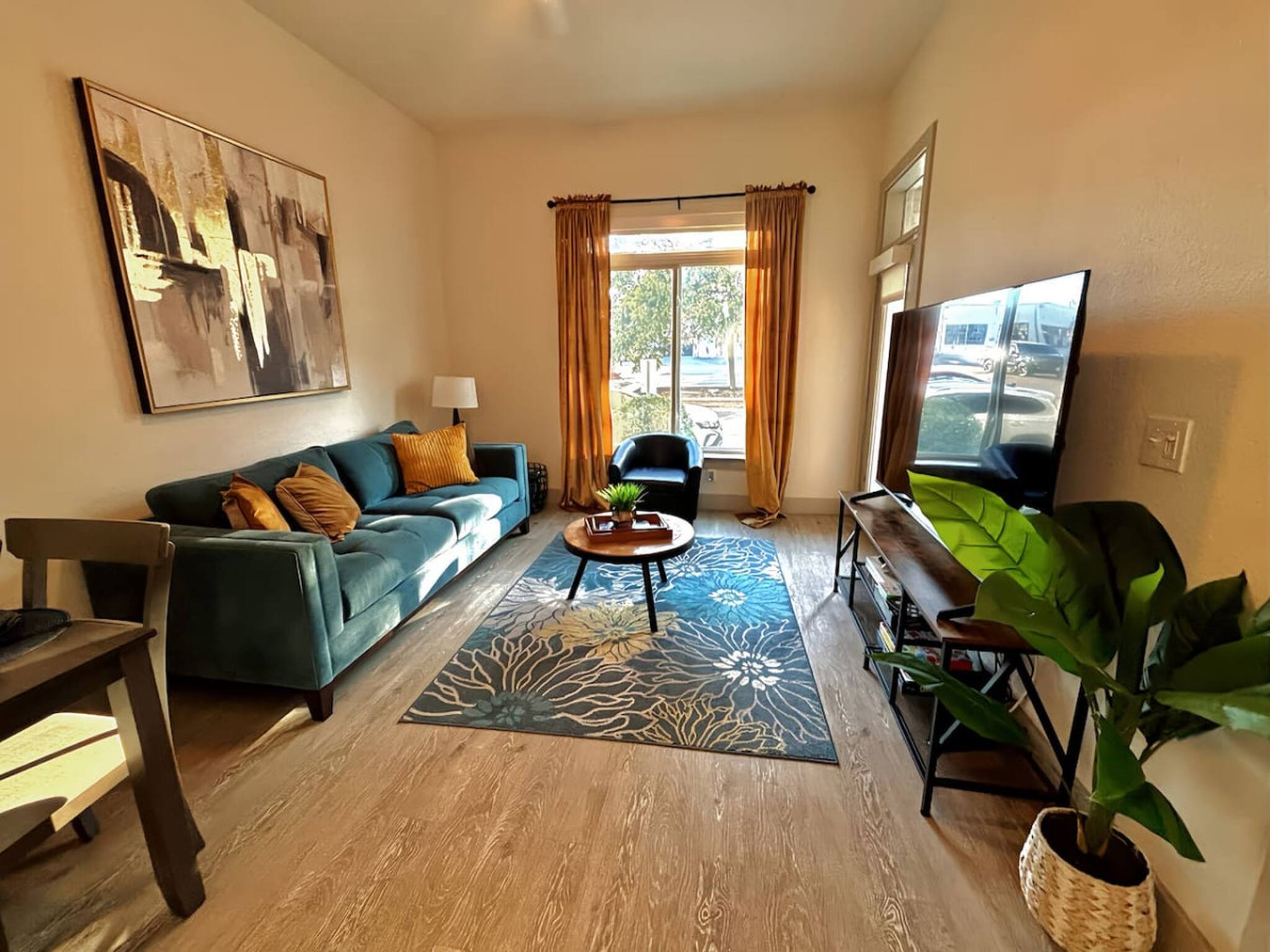 Riverwalk Luxury Haven Pool Free Parking - Alamo Heights, TX