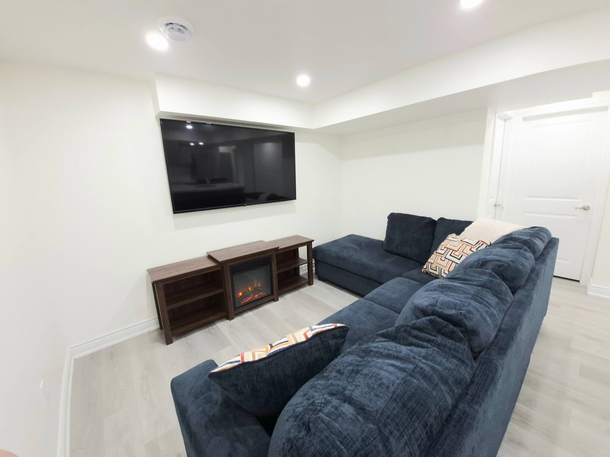 Niagara Cozy Suite - Modern 2bed 15 Min To Falls - St. Catharines