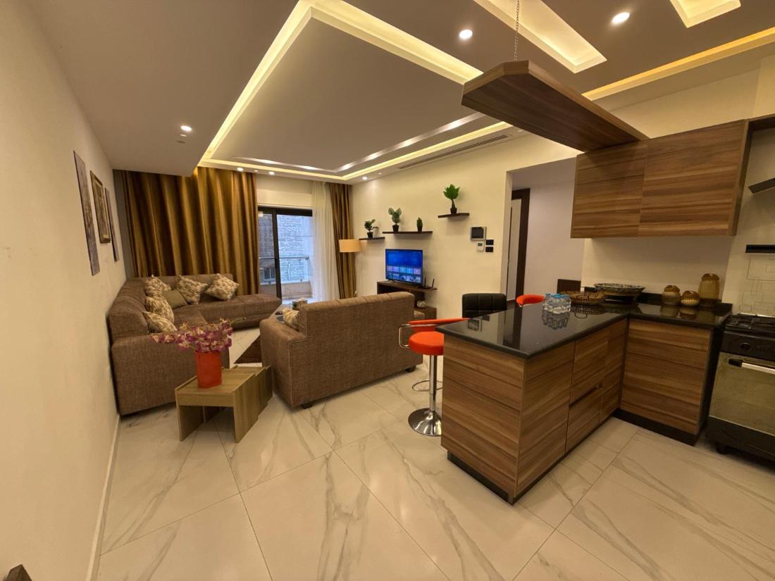 Charming 3 Bedroom Apartment In Amman - Amman