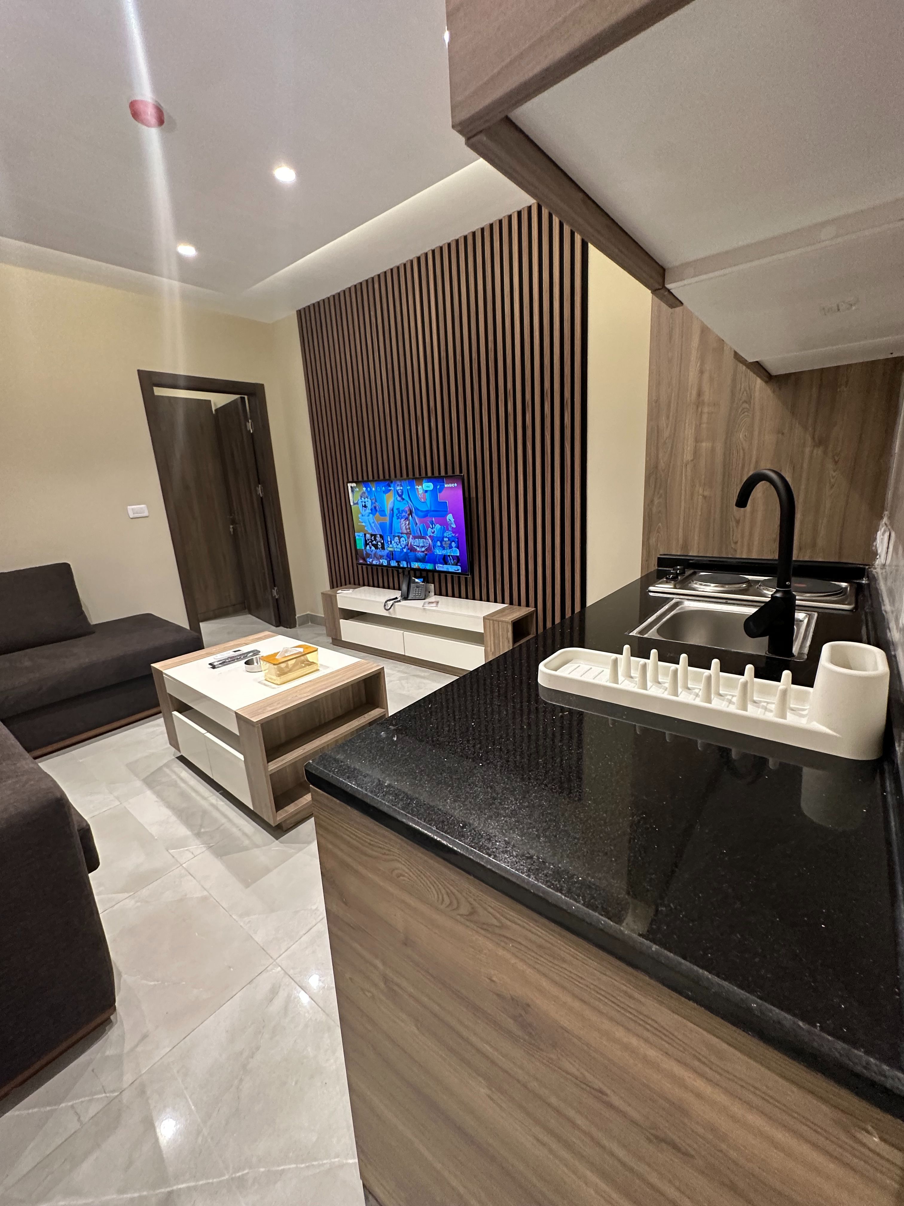 Charmantes Amman Apartment Mit Modernen Annehmlichkeiten - Amman