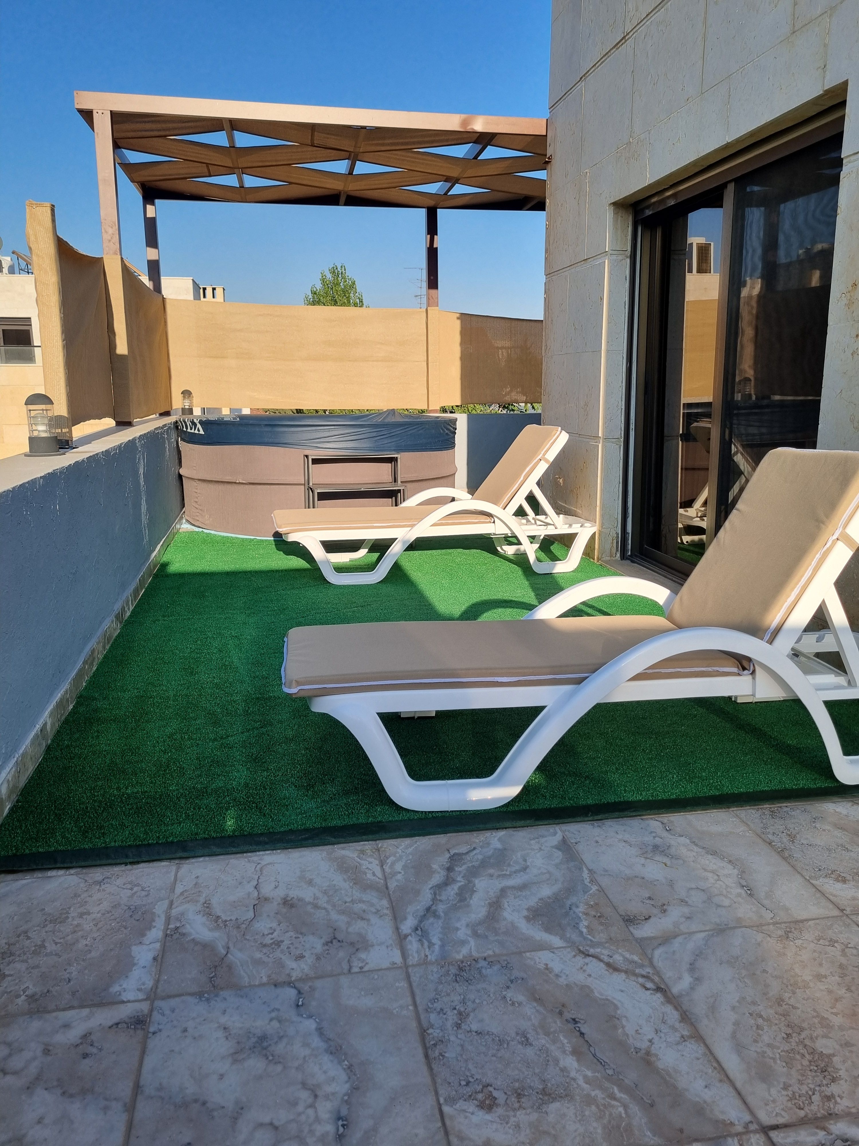 Luxurious Amman Apartment With Private Pool And Modern Amenities - Amman