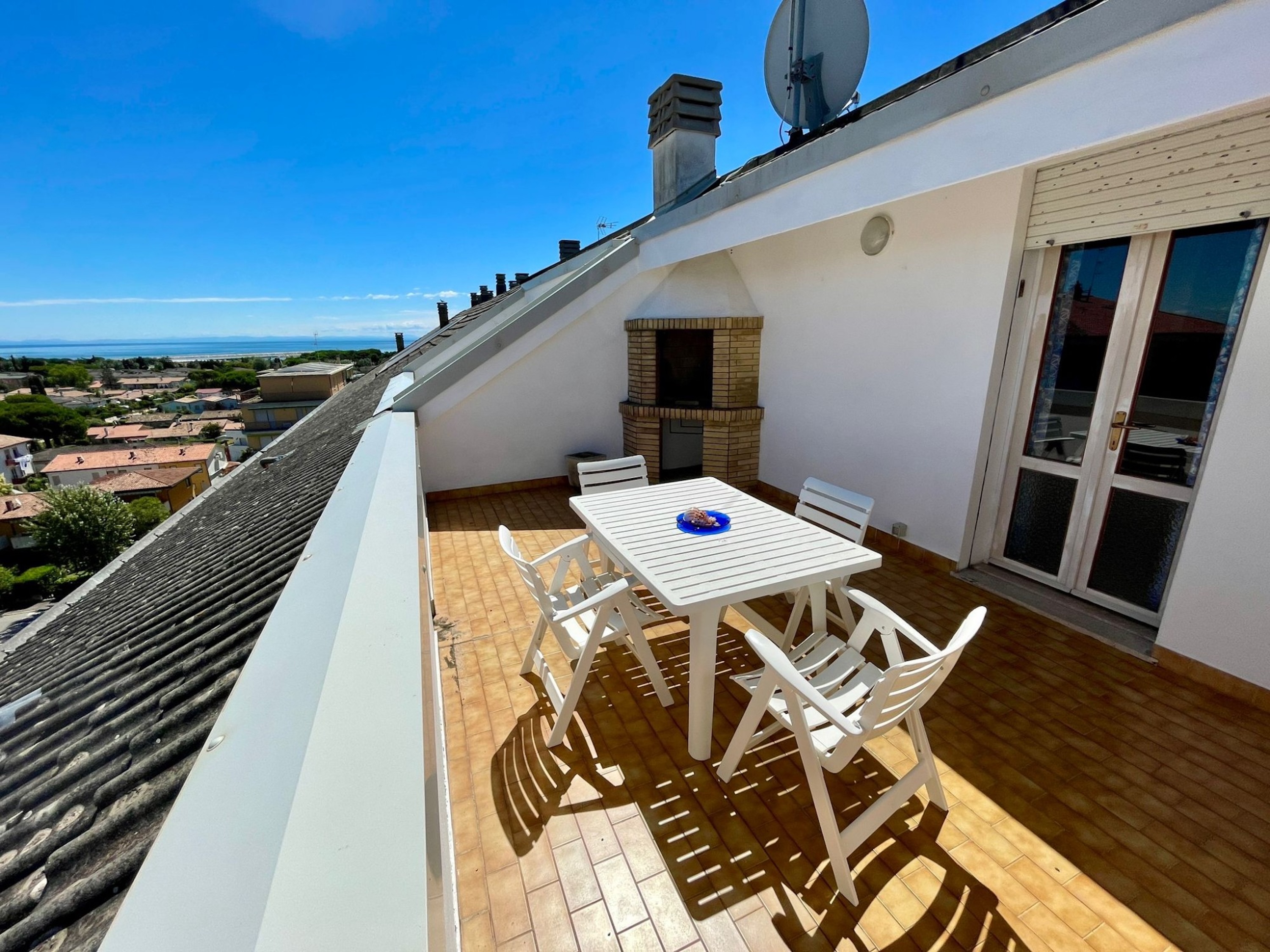 Traumhafte Wohnung Mit Terrasse Und Meerblick - Caorle