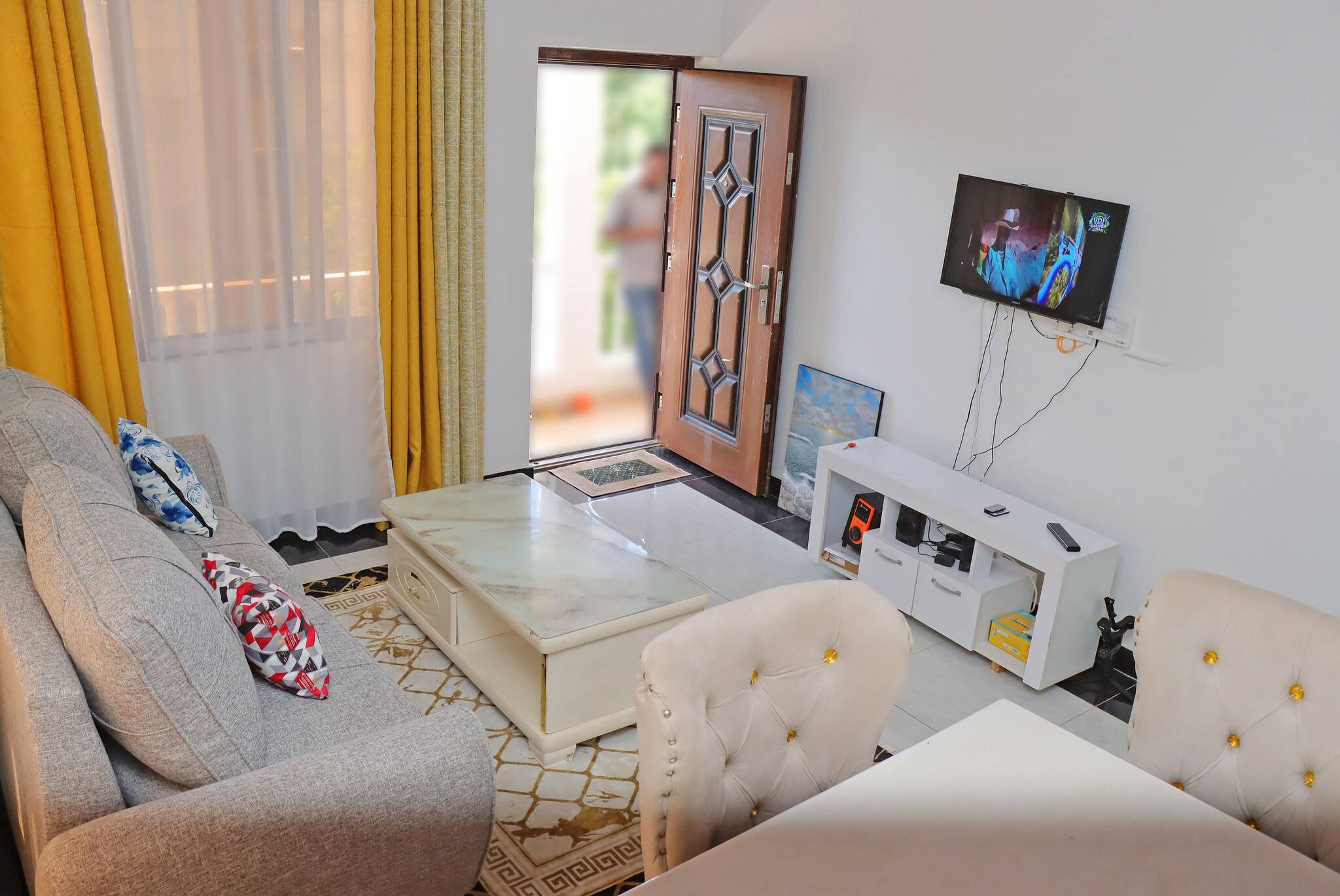 Serene Diani Beach Getaway - Private Apartment With Pool - Diani Beach