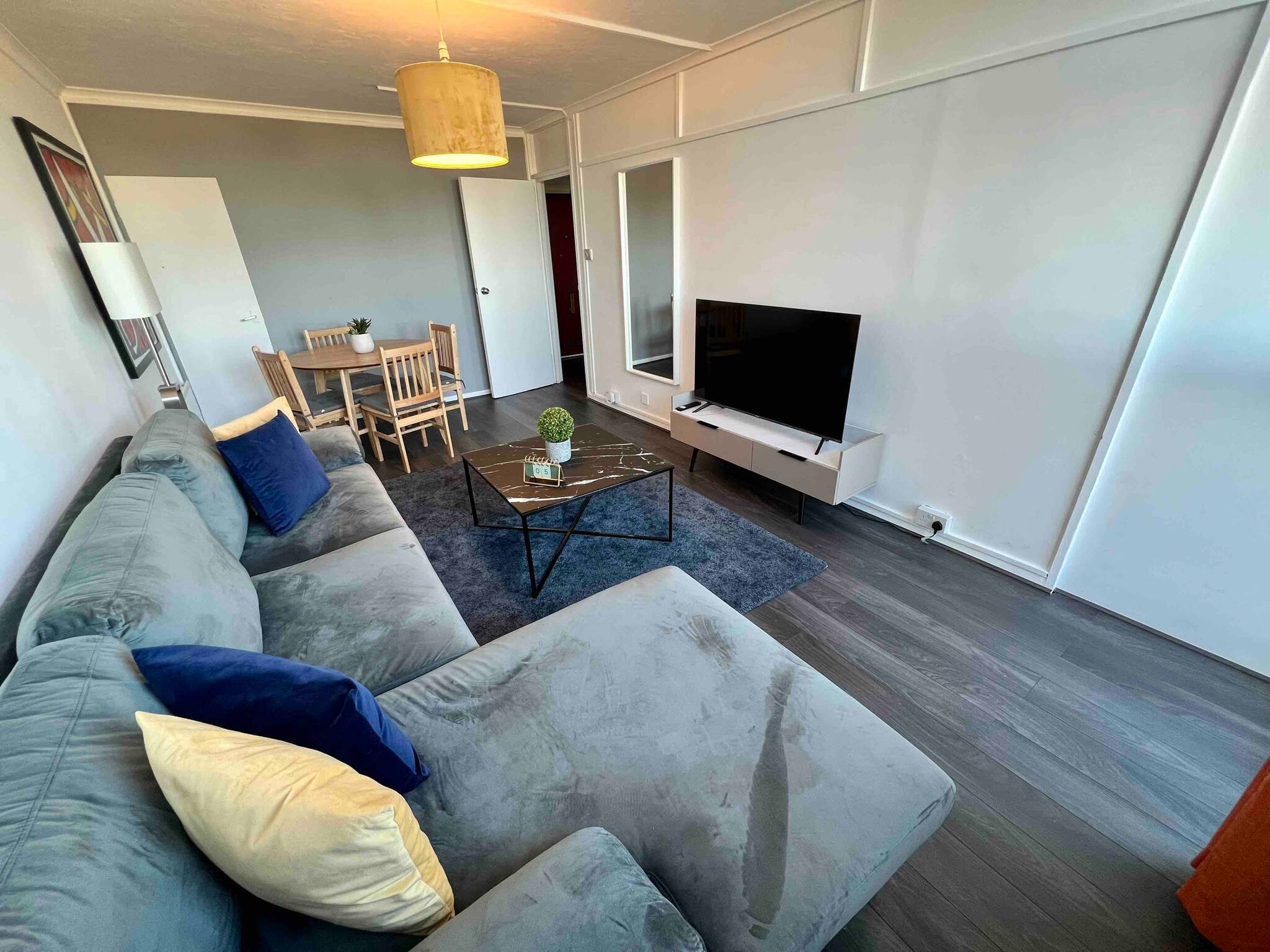 Tower Bridge Canada Water 2 Bed Flat - St. Thomas