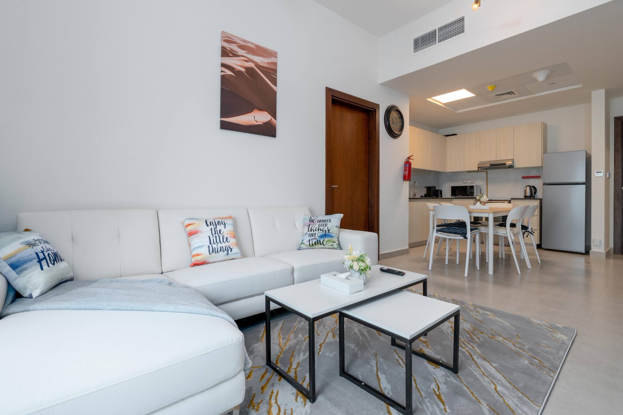 Delightful 2 Bedrooms In Jumeirah Village Circle - Dubai