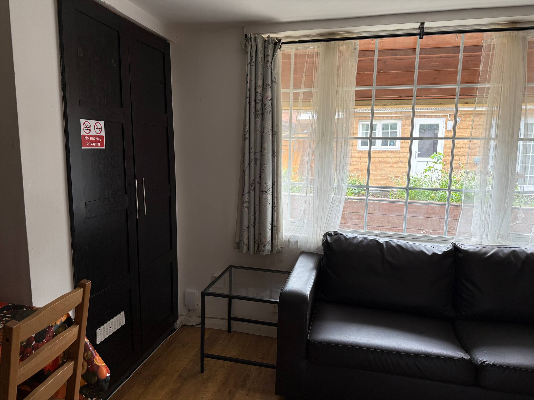 Serene Uxbridge Retreat With Central Heating & Free Parking - Uxbridge
