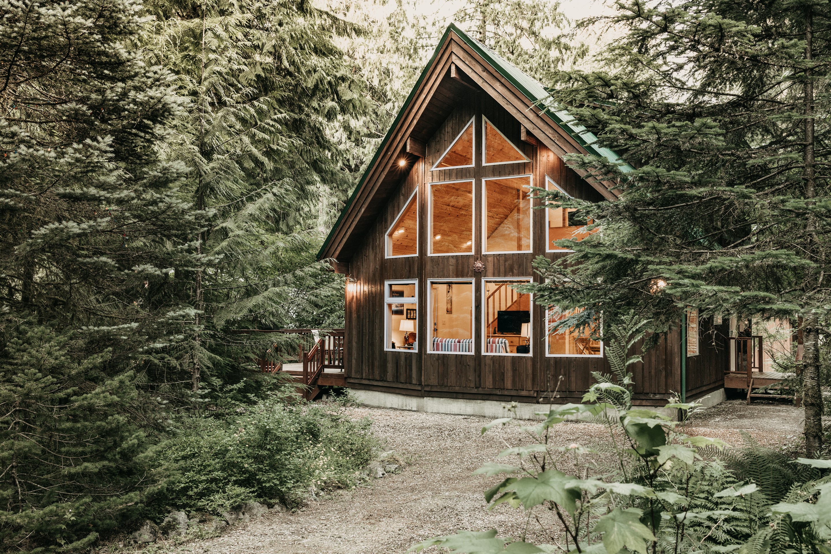 75sl - 2-bdrm - Loft - Sleeps 6 - Wifi - Pets Ok - Glacier, WA