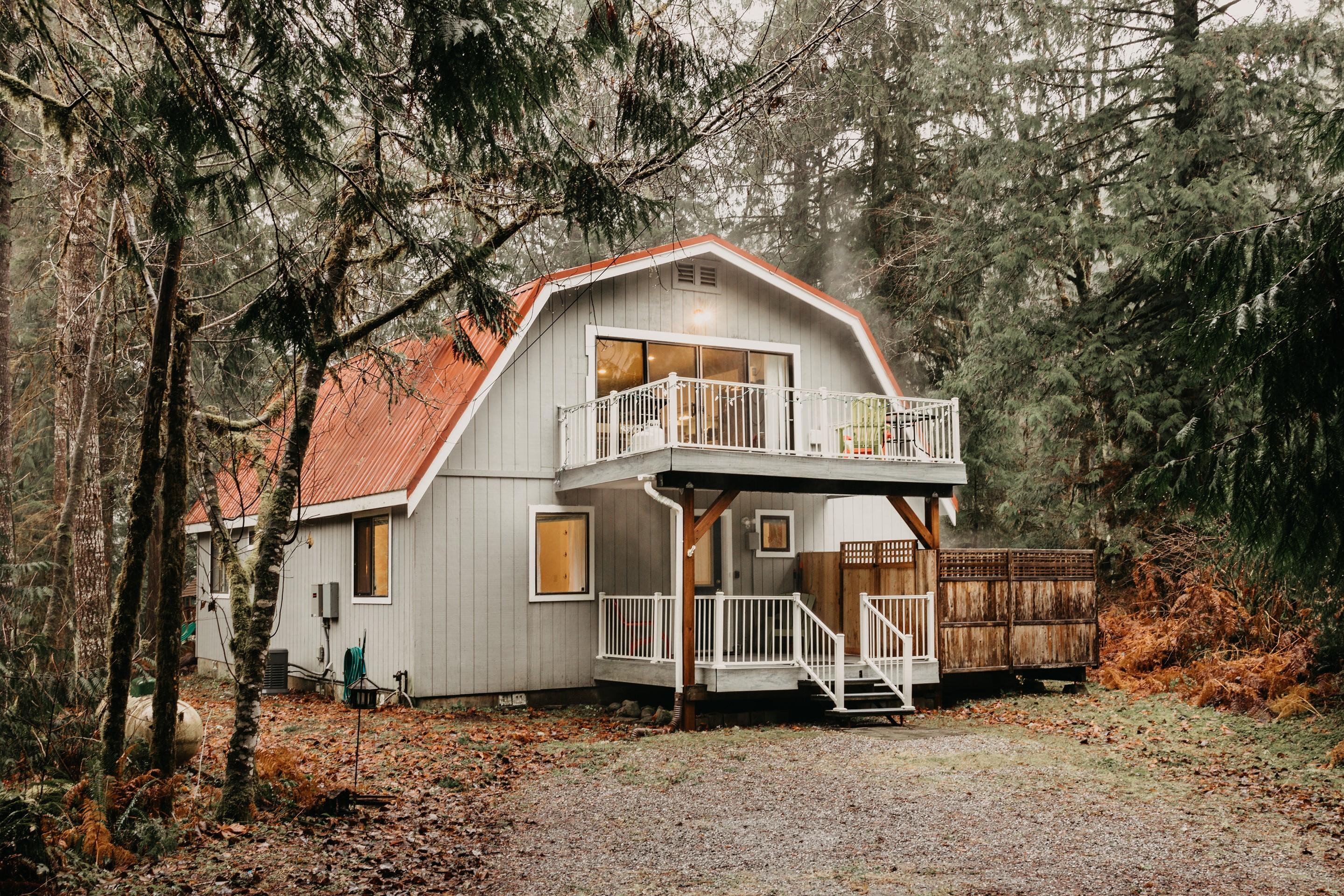 52mbr - Hot Tub - Pets Ok - Generator - Wifi - Mount Baker, WA