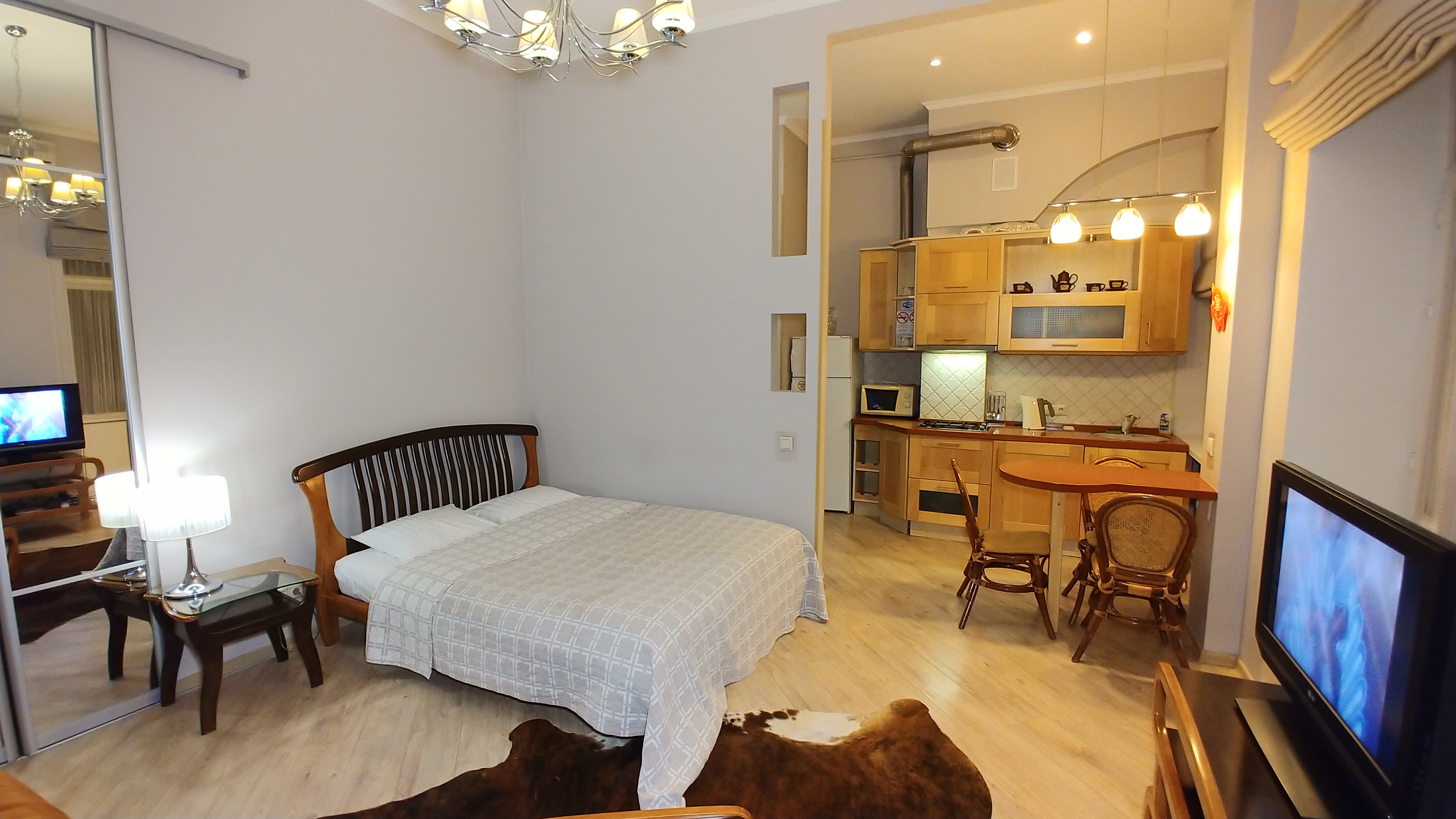 31b, Yevhena Chykalenka St, - Kiev