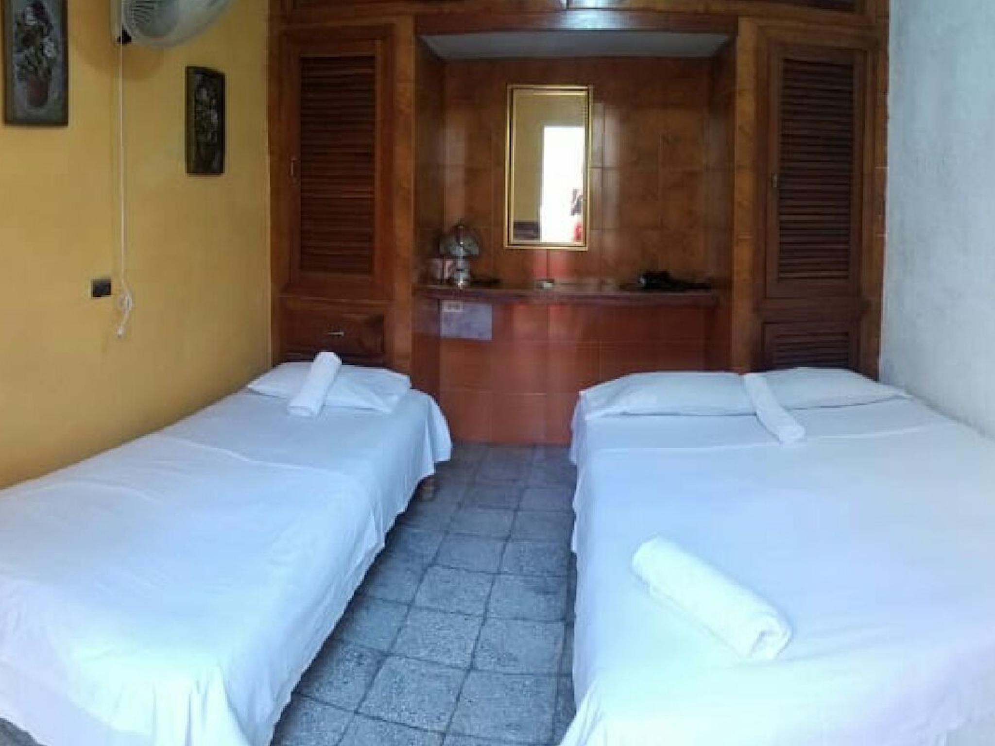 Private Room At Margelys And Severo Hostel - Cuba