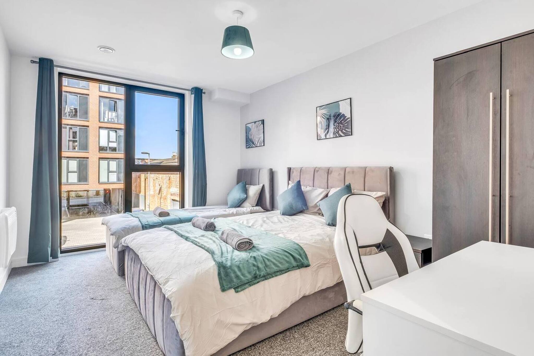 Deritend Apartment With Full Access For Wheelchairs - 