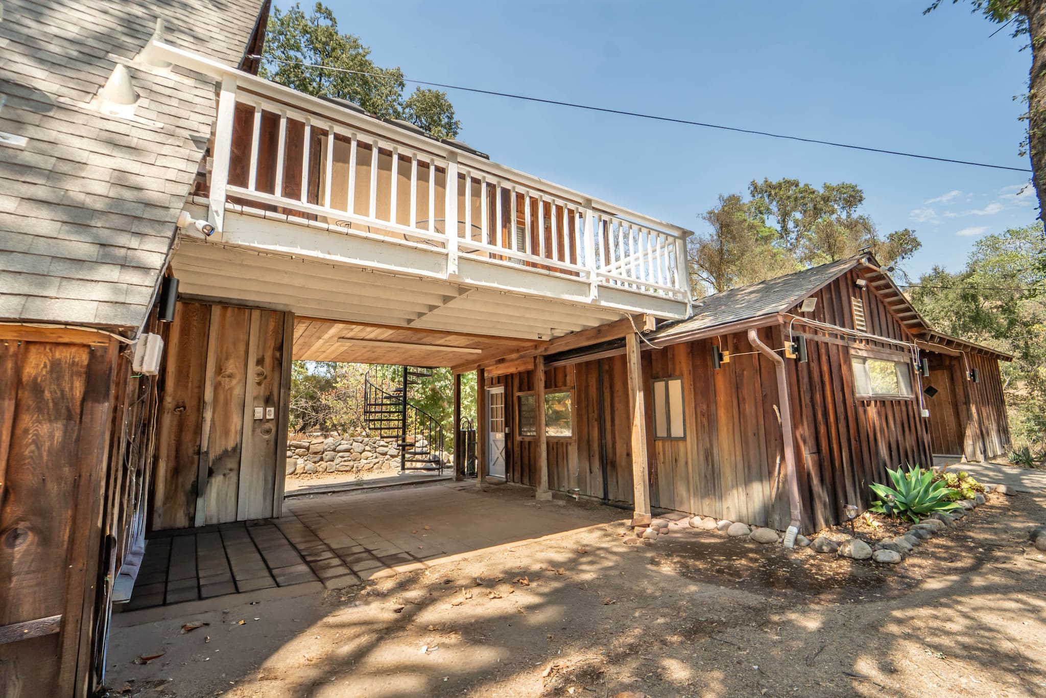 Sequoia Vintage A-frame River Retreat - Three Rivers, CA