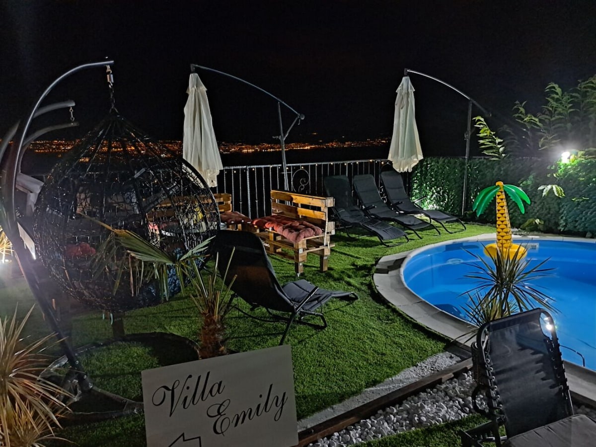 Luxurious 4-bedroom Apartment With Private Pool With Sea View And Boat Access - Lovran