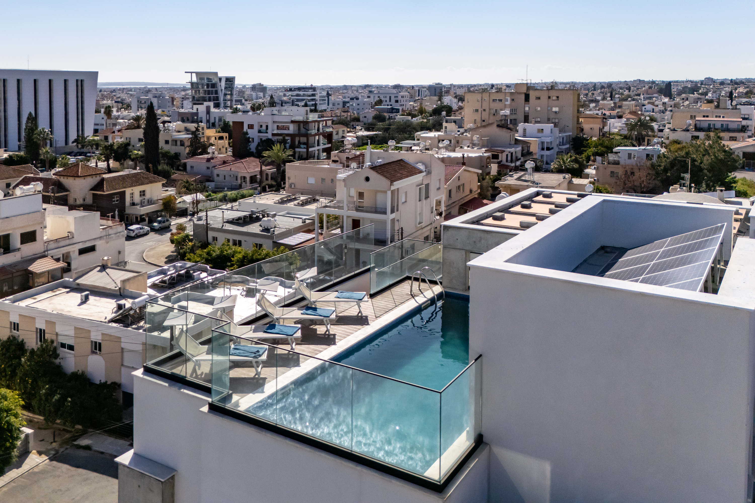 203 Piliou - City Views & Rooftop Pool Access - Limassol