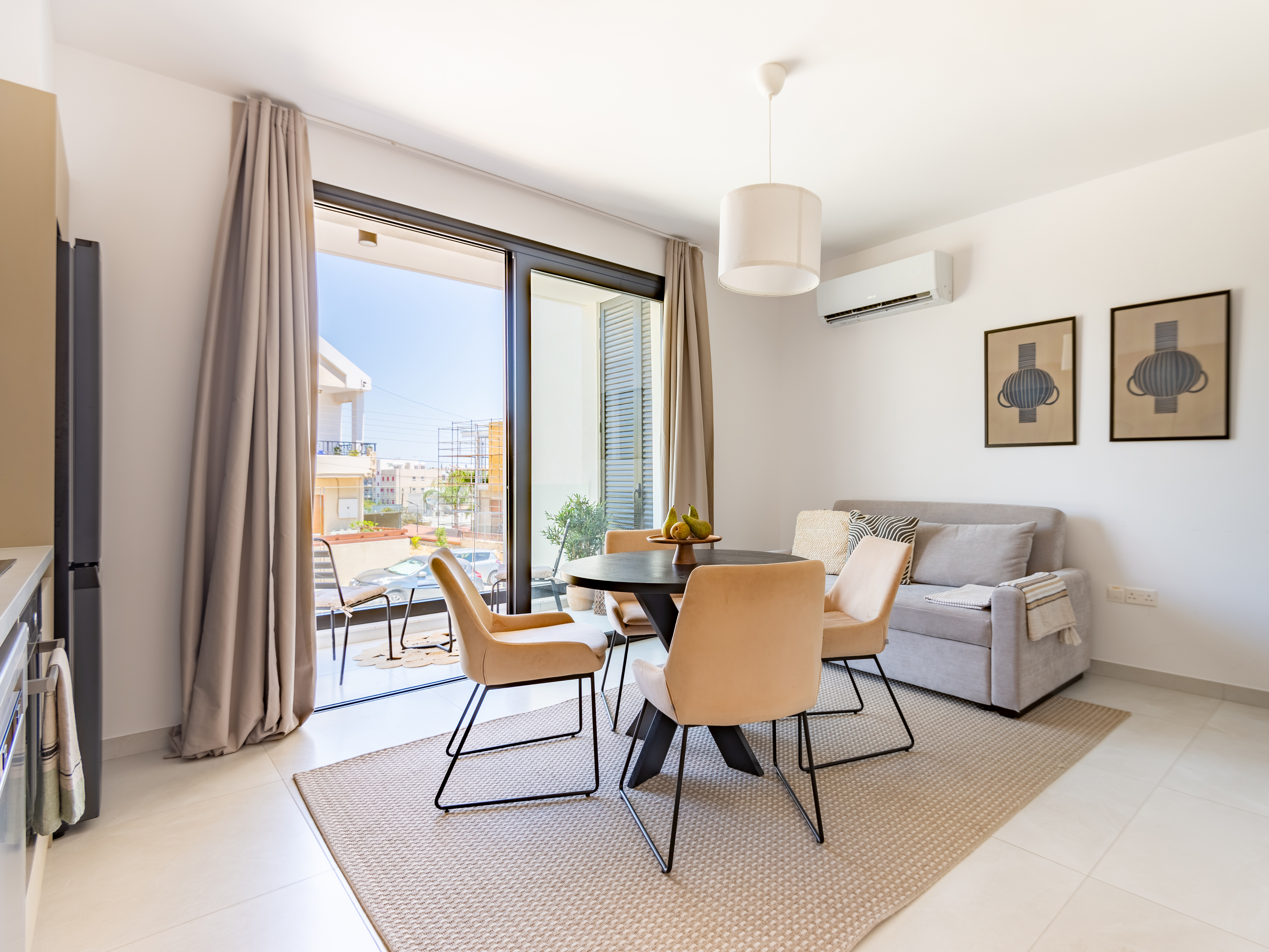 Sanders Only - Ideally Planned Studio With Balcony - Limassol